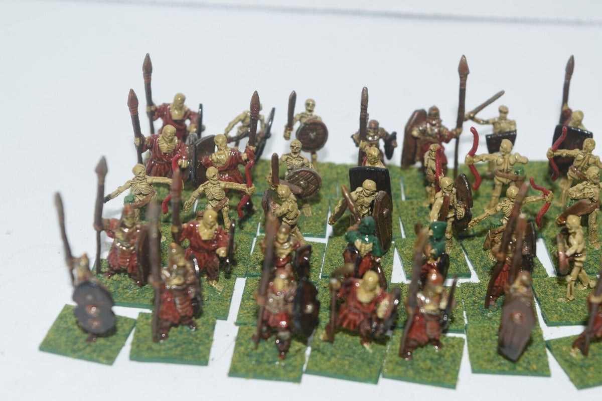 Reaper Miniatures Skeleton Lot of 50 and 4 Sorceresses hand painted 13 ...