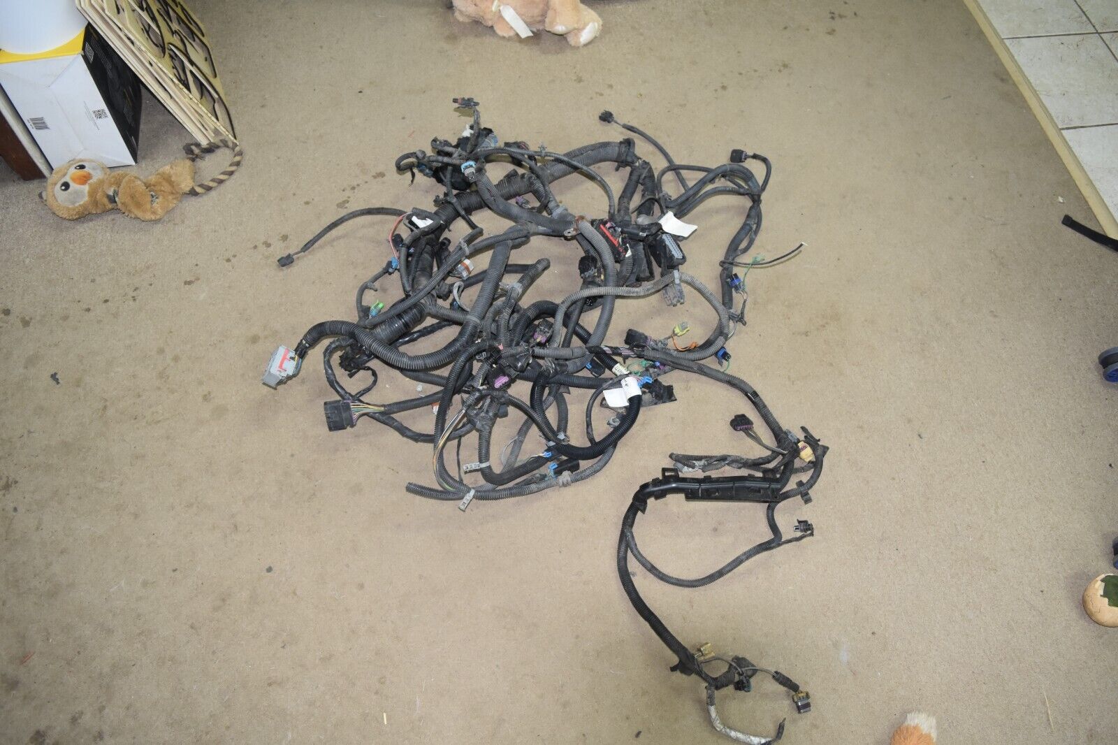 GM 15909591 Engine Wire Harness from 2007 GMC Yukon 6.2L 12791– FatMan ...