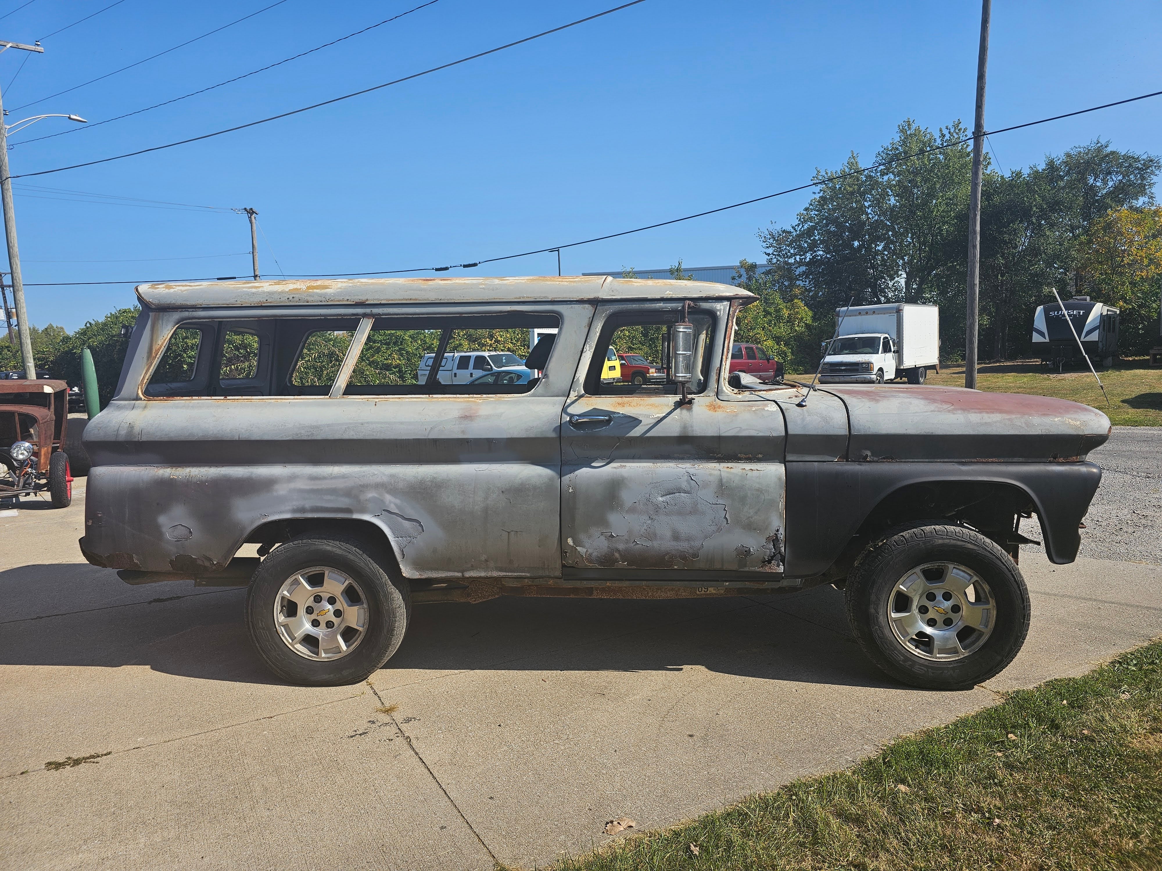 1962 GMC Suburban Project– FatMan's Garage, LLC
