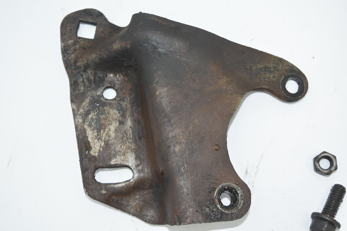Mopar 225 Slant 6 Six Cyl Power Steering Pump Brackets Cylinder Sagina ...