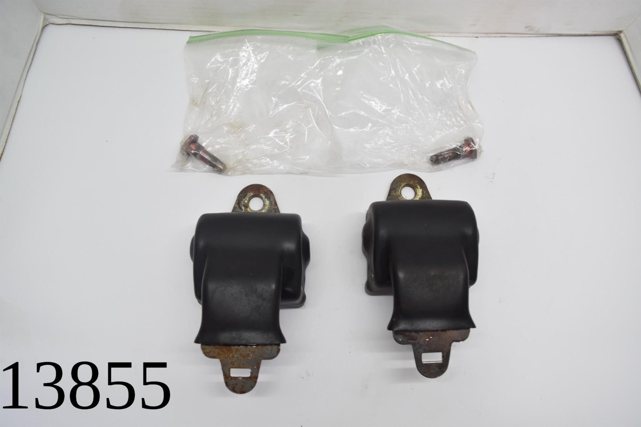 1972 1974 Mopar E B Body Roadrunner Cuda Rear Seatbelt Retractor Pair ...