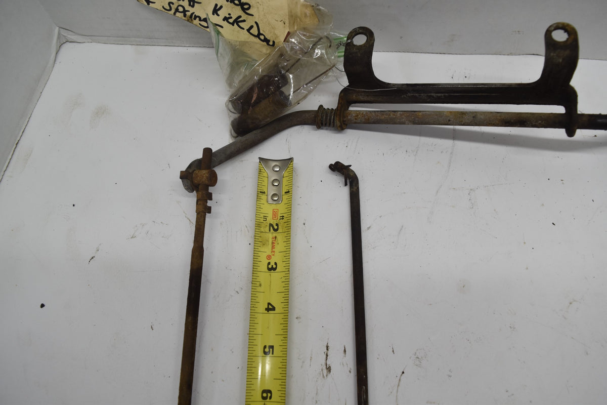 1967 Chevrolet PowerGlide Detent Kickdown Linkage Springs Assembly 67 ...