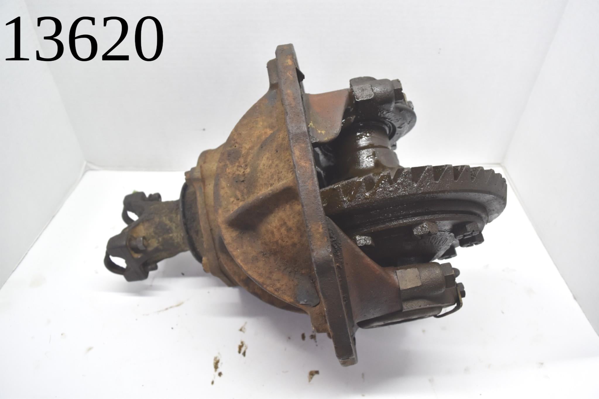 Ford 9 9" Inch Center Section Standard Case C7AW E 3rd Member Big Bear ...