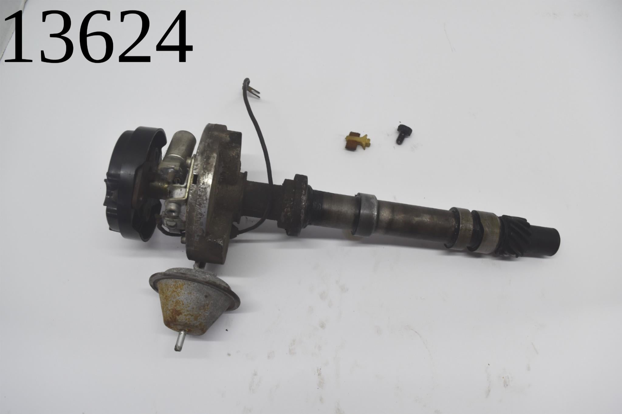 1967 Small Block Chevrolet Chevy 283 V8 Distributor Core 1111150 ...