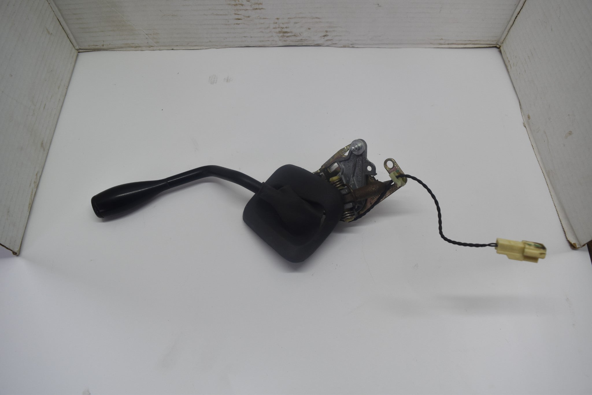 2001 2003 2004 Dodge Dakota Steering Column Automatic Gear Shifter Lev ...
