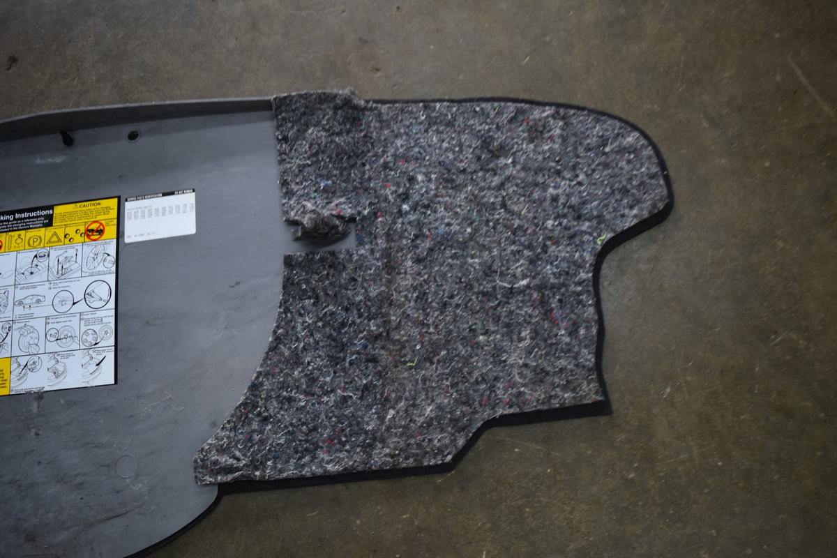 2004 2005 2006 Pontiac GTO Spare Tire Trunk Cover Panel 04 05 06 ...