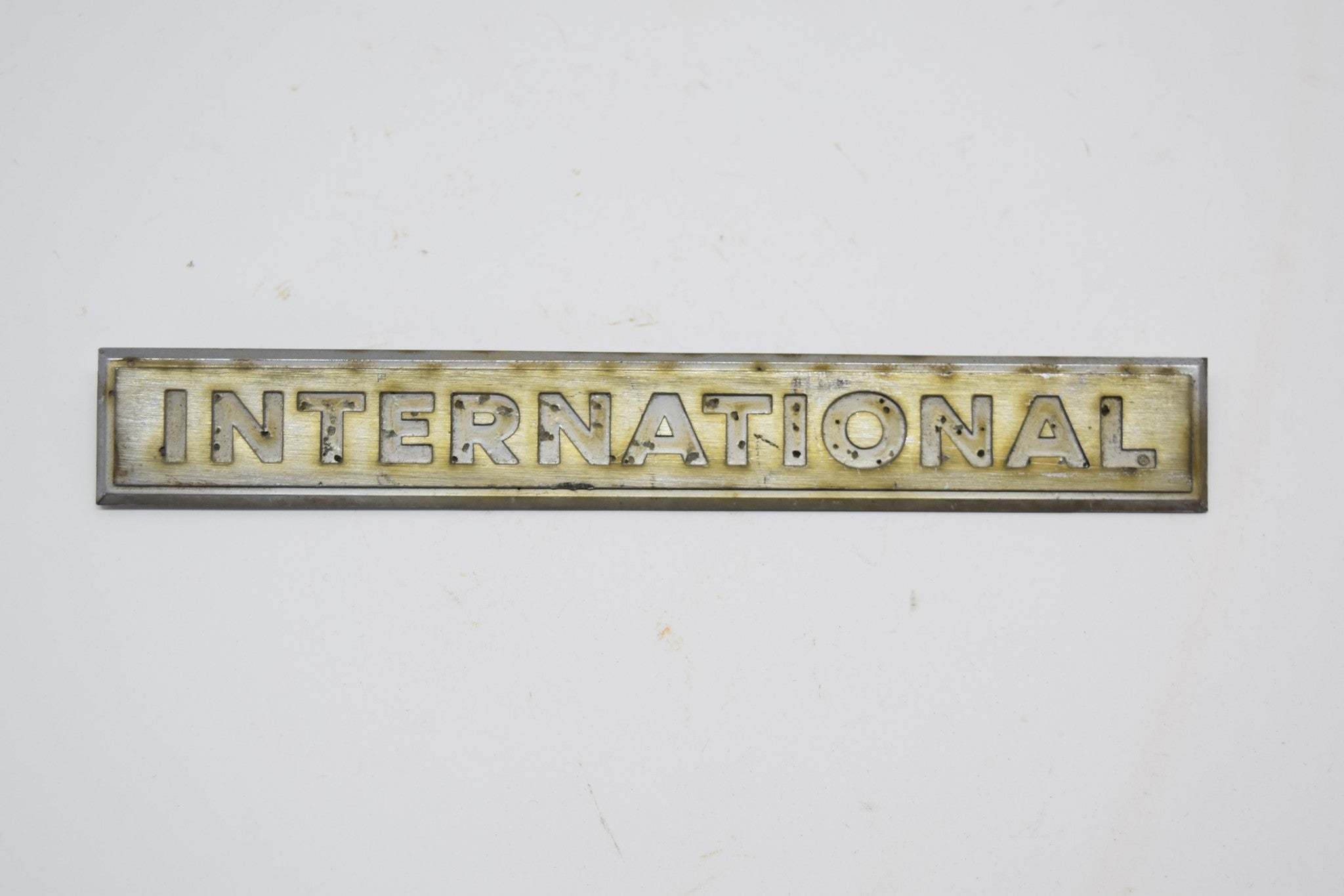 International Scout II 2 Tailgate Tail Gate Emblem Badge Trim– FatMan's ...