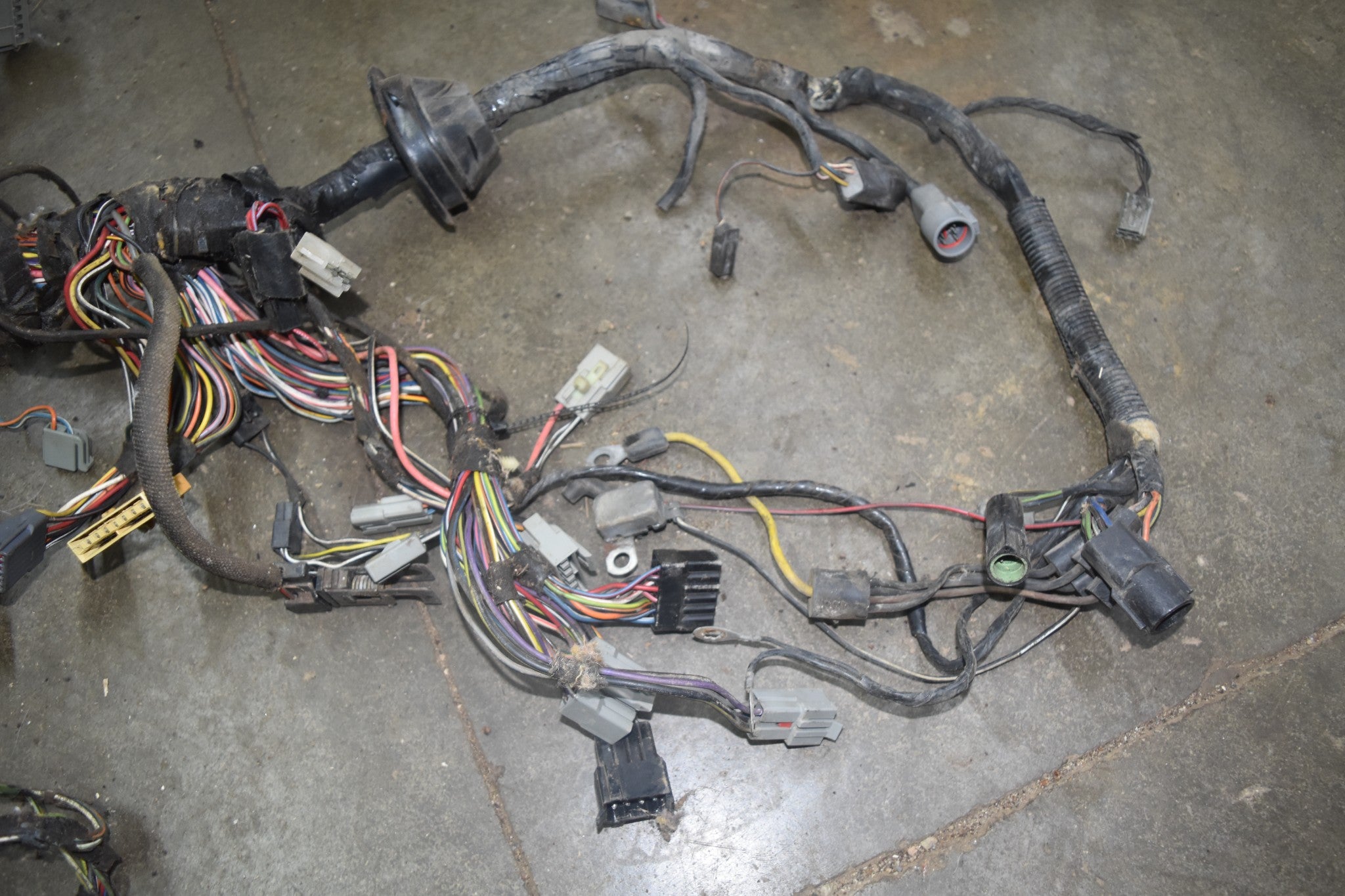 1987 1993 Ford Mustang 2.3 4 Convertible Dash Wiring Harness Fuse Box ...