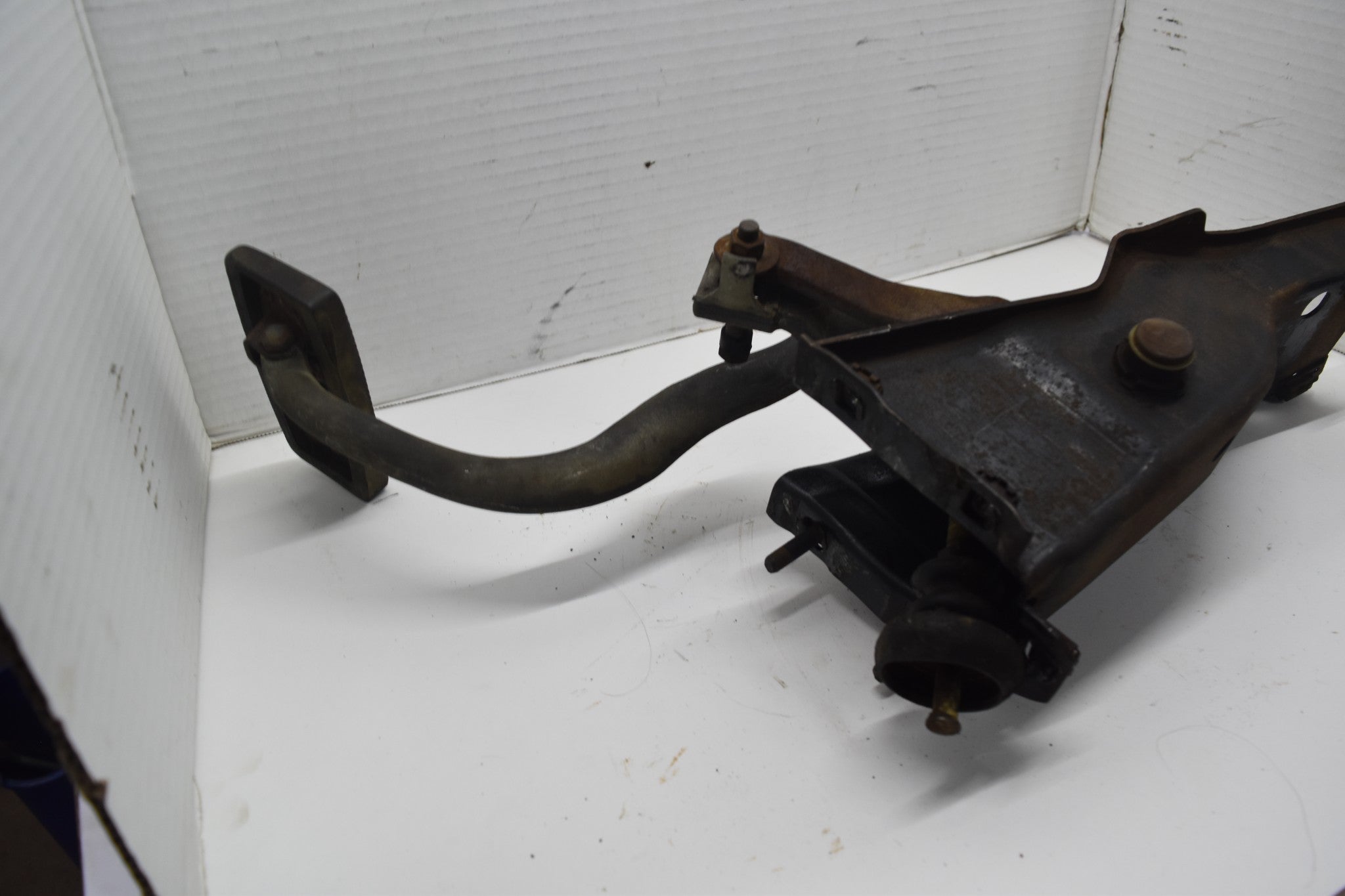 1958 1959 1960 Ford Thunderbird Brake Pedal Assembly 58 59 60– FatMan's ...
