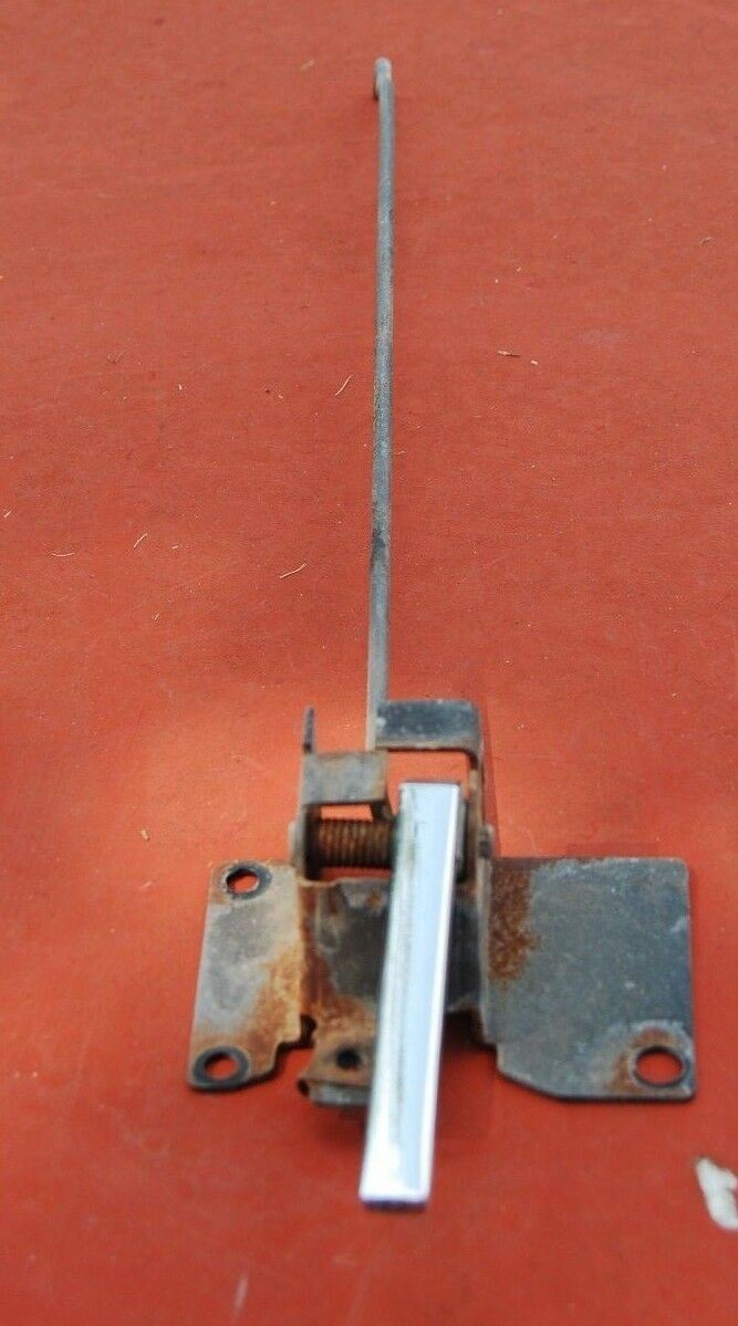1985 Chevy Silverado GMC Right Passenger Side Door Handle Relay Rod As ...