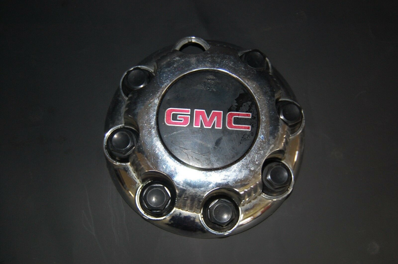 GMC 8-Lug Wheel Center Cap GMC#15052378 HUB– FatMan's Garage, LLC