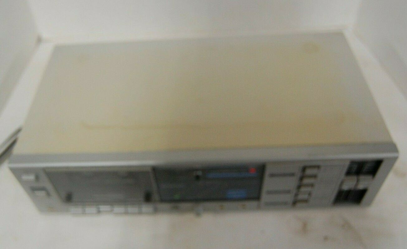 VINTAGE SANYO CASSETTE DECK RD-S30– FatMan's Garage, LLC