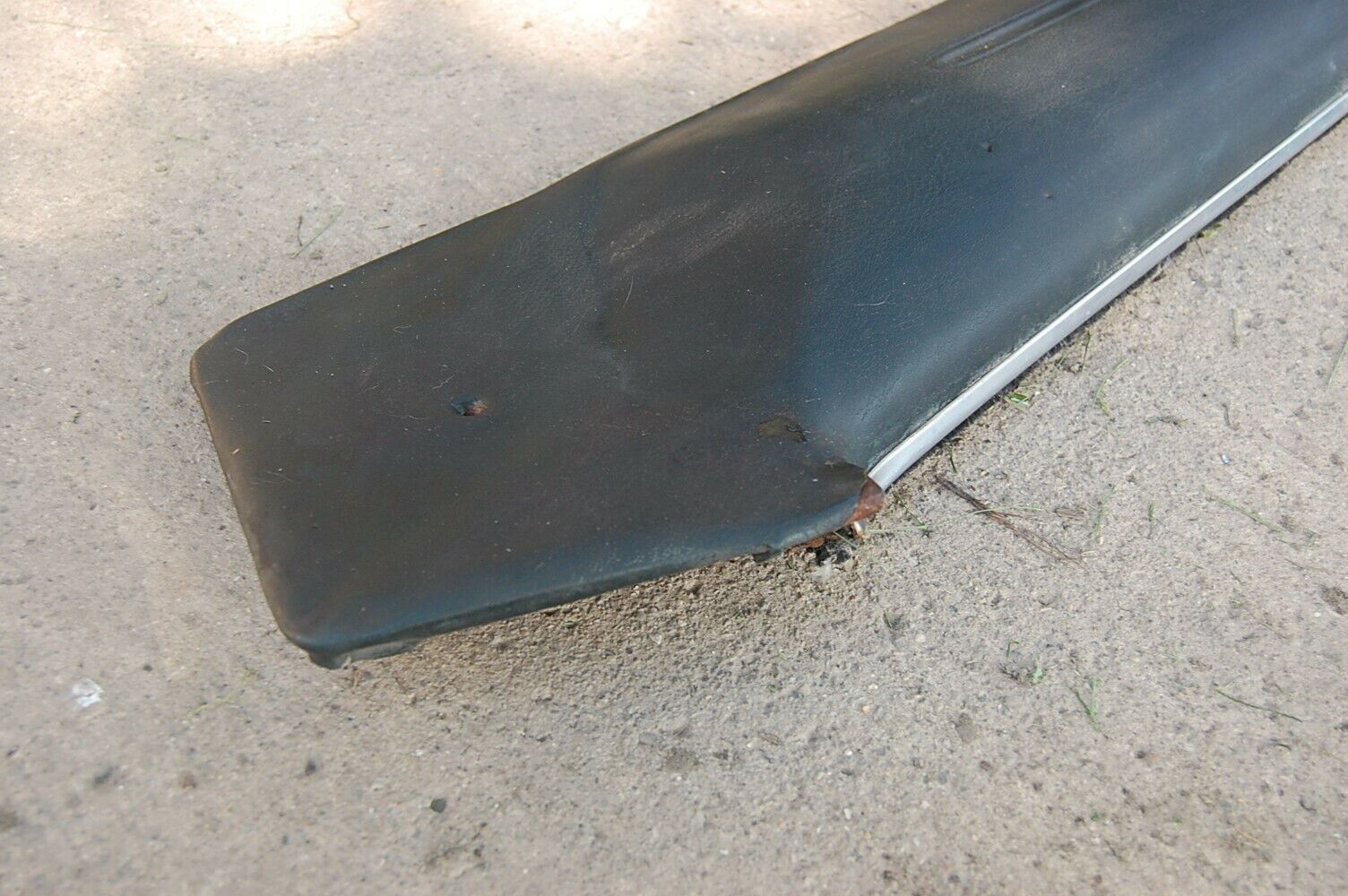 1968 1969 Dodge Charger REAR QUARTER WINDOW BOLSTER PAD PANEL RH Mopar ...