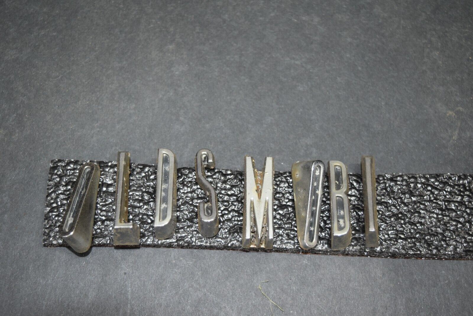 super 88 hood lettering Emblem Set 1958 58 Oldsmobile Trim Emblem 8975 ...