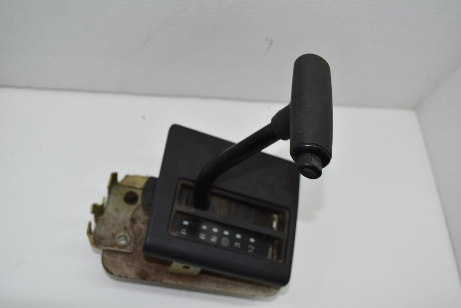 1997 2001 JEEP CHEROKEE FLOOR SHIFTER CONTROL AUTOMATIC TRANSMISSION 9 ...