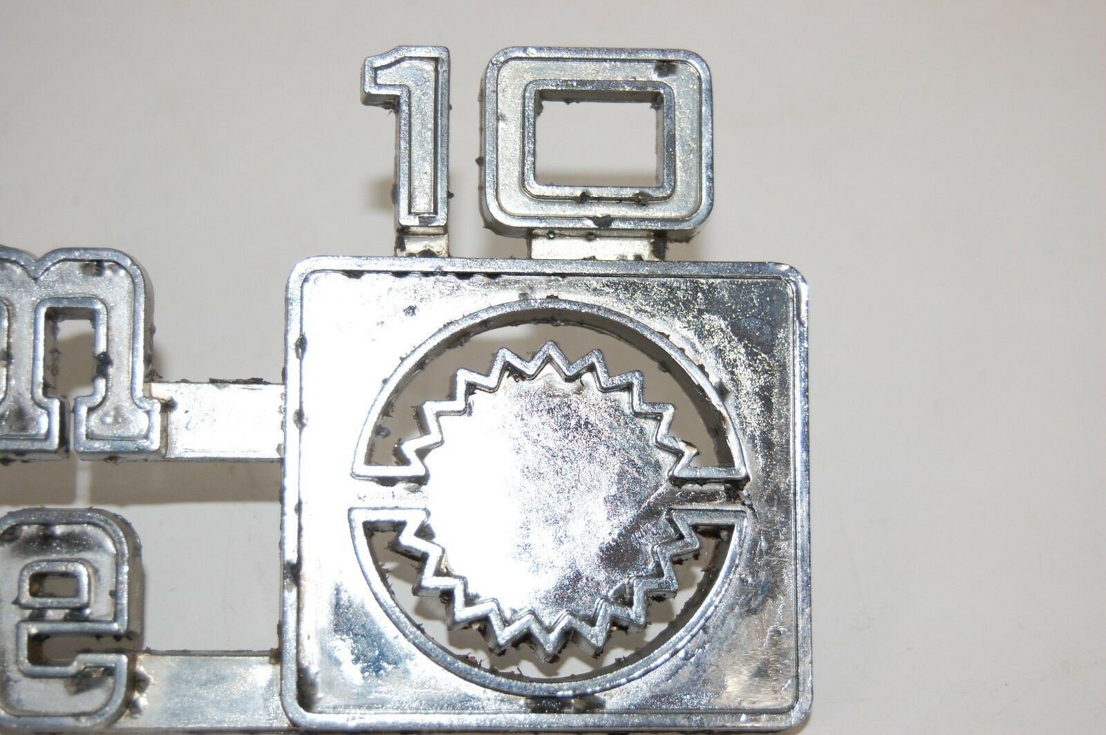 1975-80 OEM CHEVY CUSTOM DELUXE 10 FENDER EMBLEM #349682– FatMan's ...