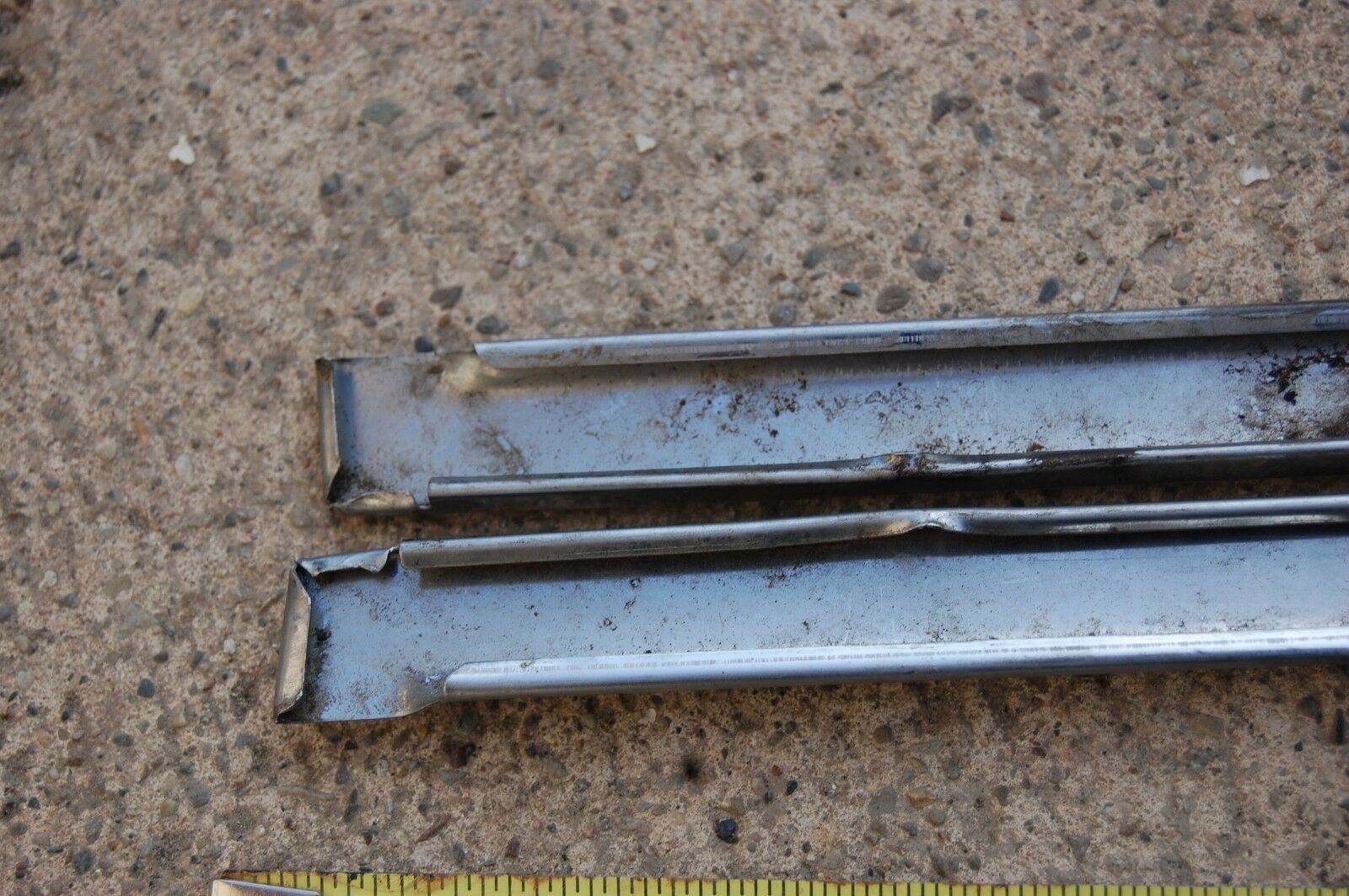 1967 IMPALA WINDSHIELD TRIM LH & RH WINDOW CHROME Moldings VINTAGE PAR ...