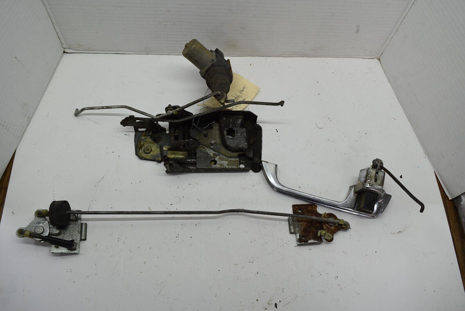 1990 90 CHEVROLET GMC TRUCK C10 K10 DOOR LATCH PLUS LINKAGE RODS RH re ...