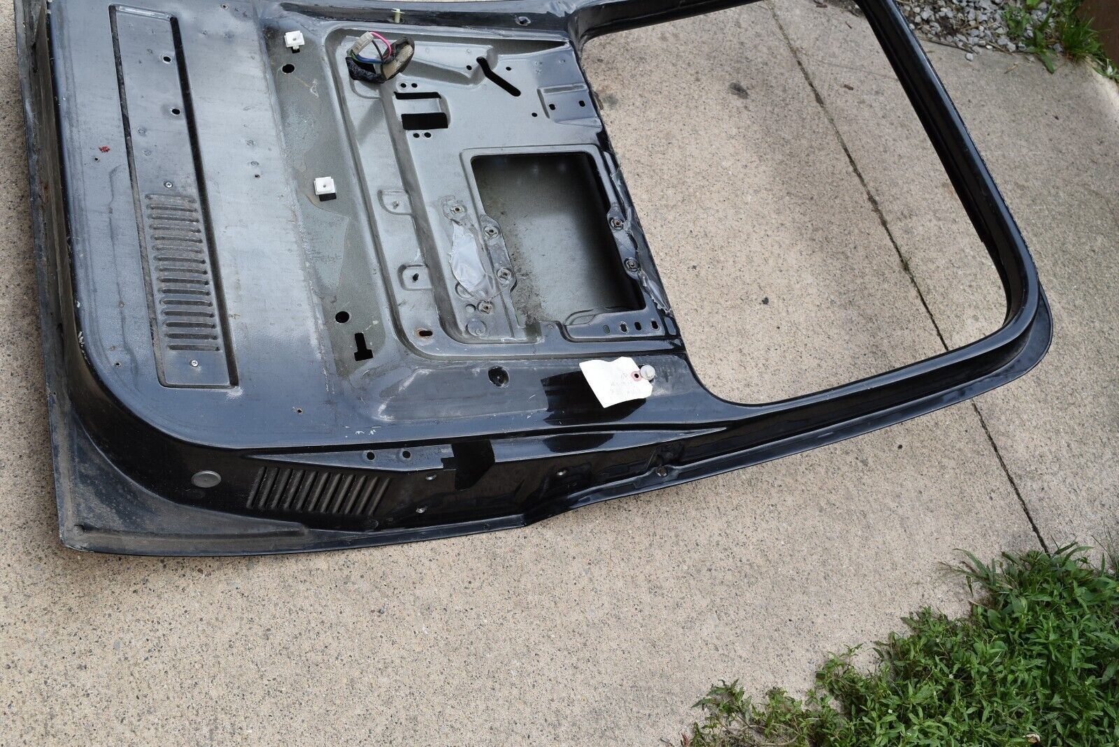 Chevy SUBURBAN right back DOOR SHELL right Driver 80-88 89 90 91 9306 ...