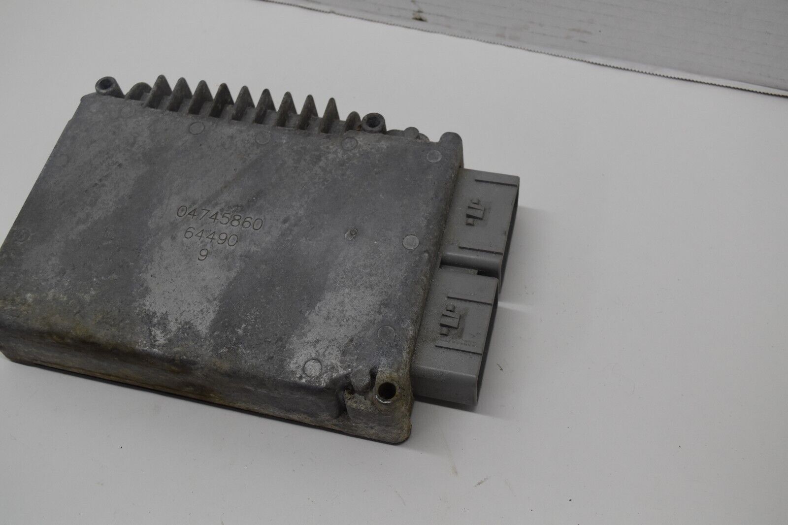 2002 CHRYSLER Dodge 3.8L Electronic Control Computer Module ECU 047458 ...