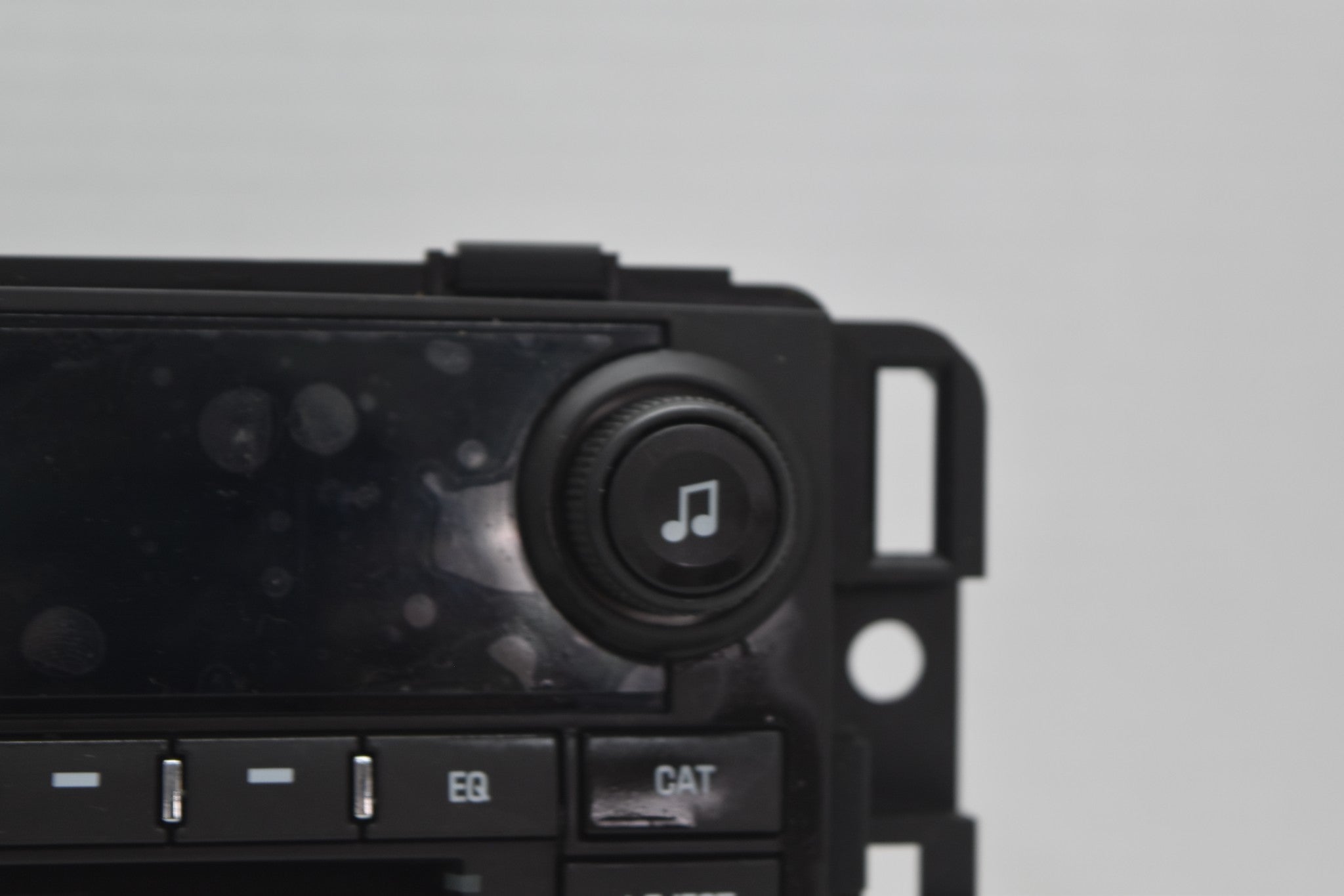 2007 2013 GM Chevrolet Chevy GMC Sierra Yukon Tahoe Radio CD Player Un ...