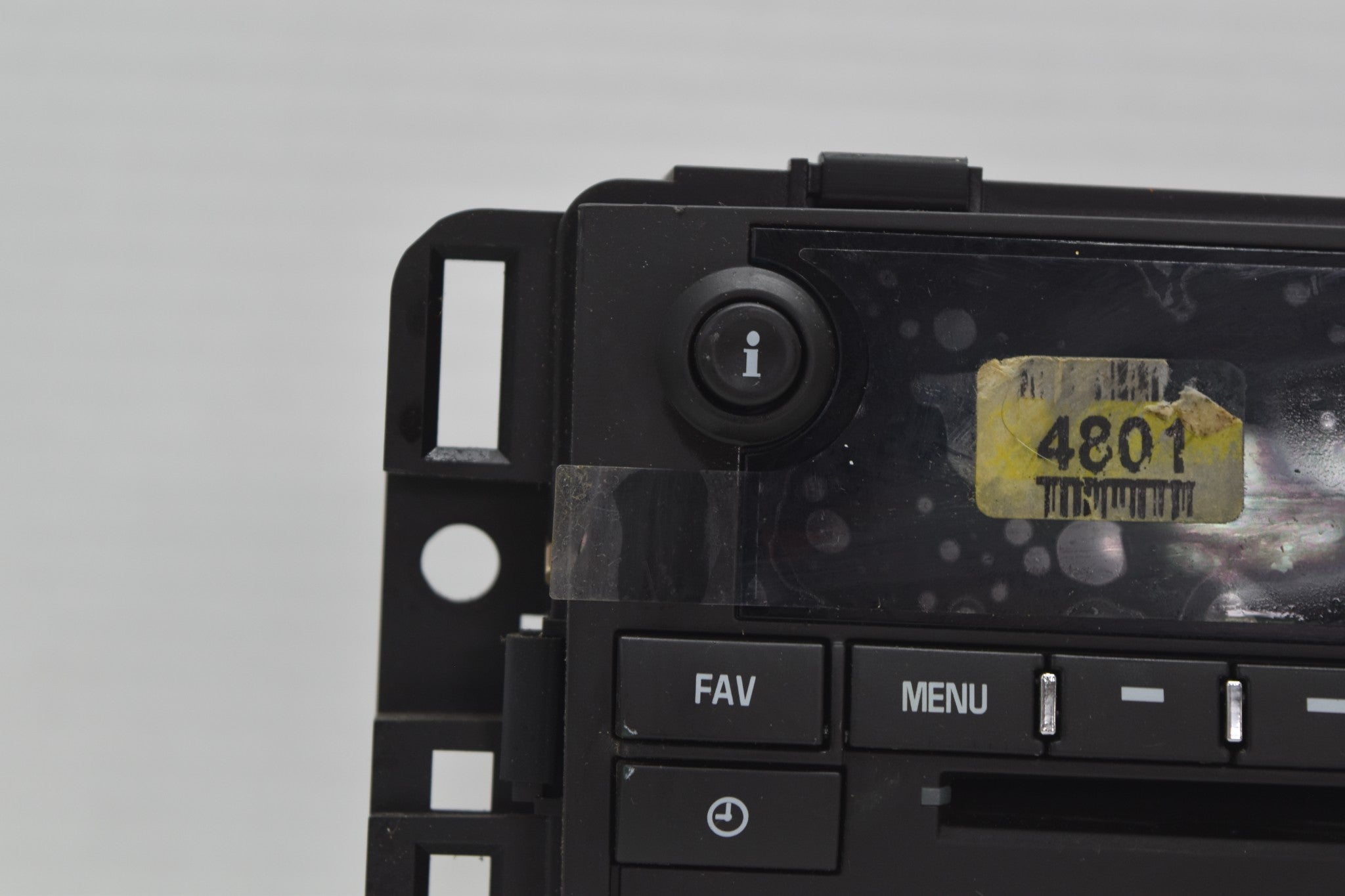 2007 2013 GM Chevrolet Chevy GMC Sierra Yukon Tahoe Radio CD Player Un ...