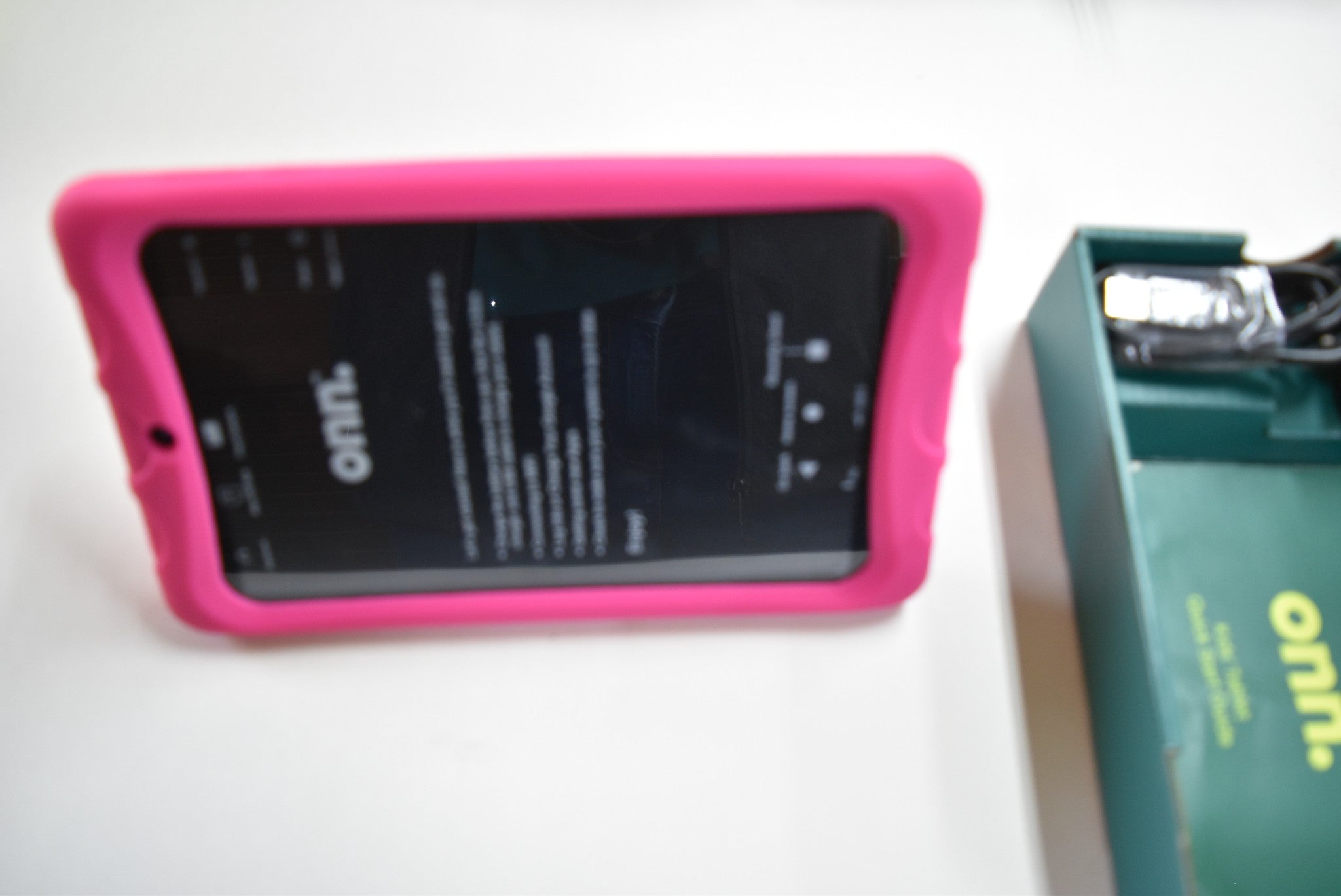 Surf onn. Kid's Tablet - 8" - Pink - 32GB– FatMan's Garage, LLC