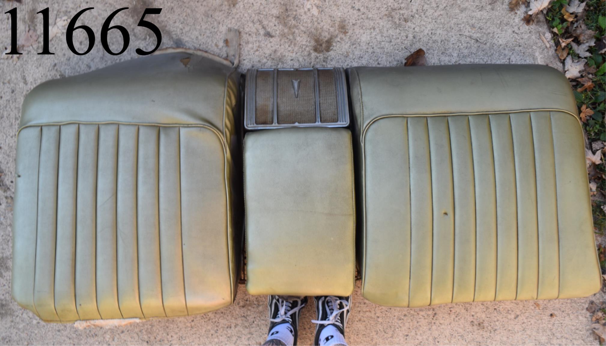 1968 Pontiac Grand Prix Rear Seat Upper Section Arm Rest Speaker Grill ...