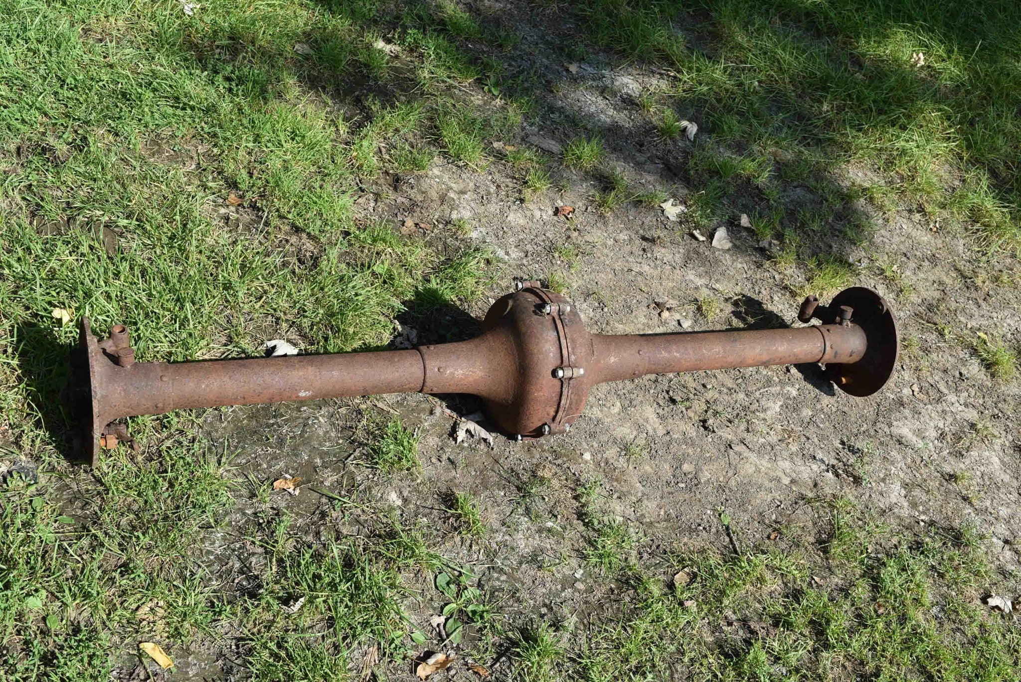 Original Ford Model T Rear Differential Housing Axle Cover Rear End Cl ...