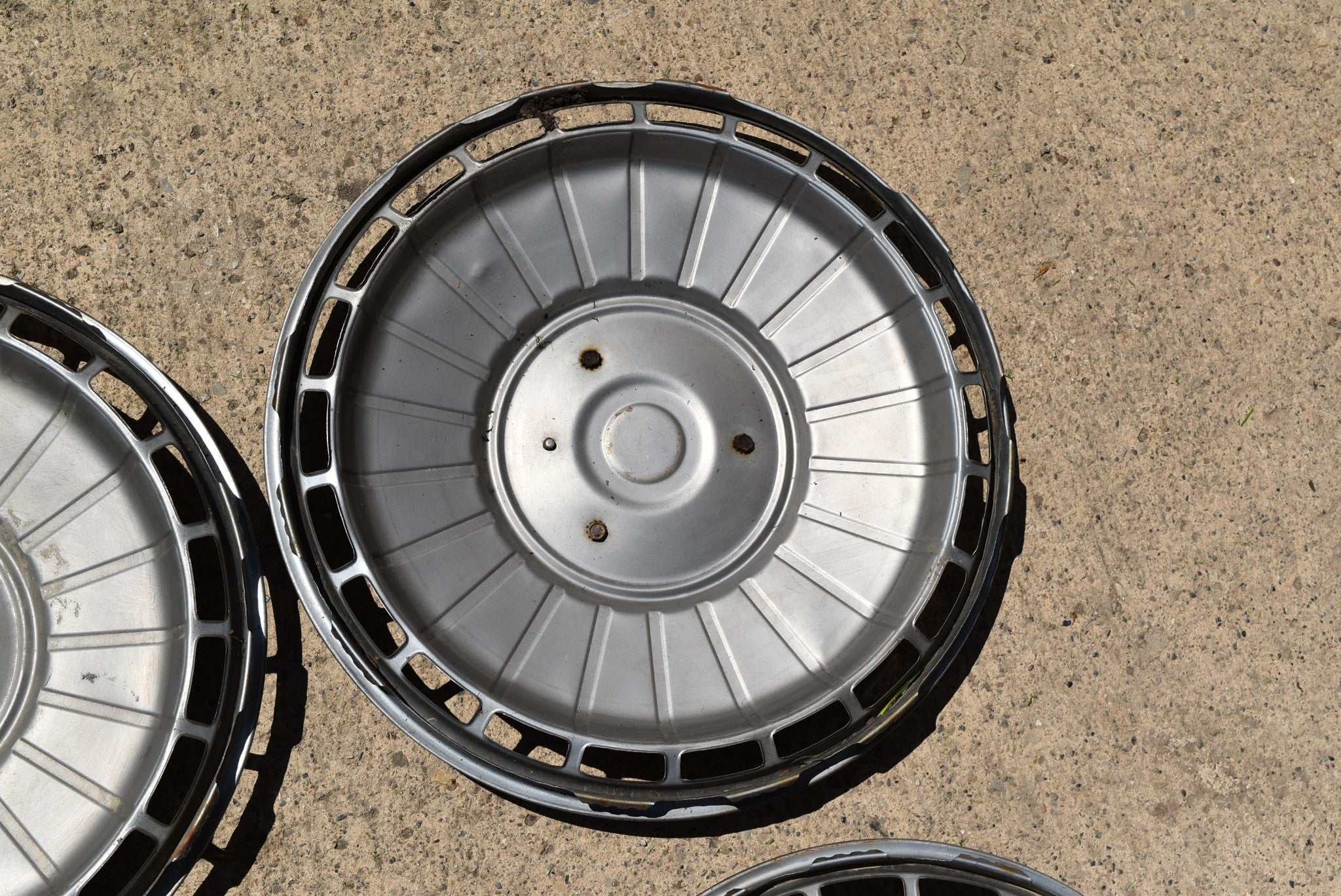 Original 1962 Ford Fairlane Set of 4 Hubcap 62 Galaxie Wheel Cover Vin ...