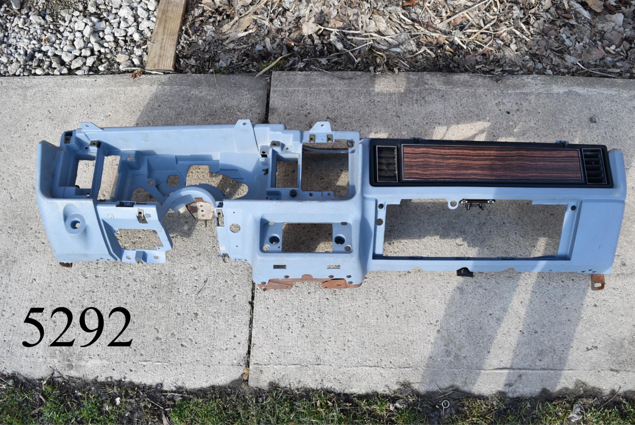 1983 Ford Mustang GT Dash Shell Assembly Dashboard Convertible Dash Bo ...