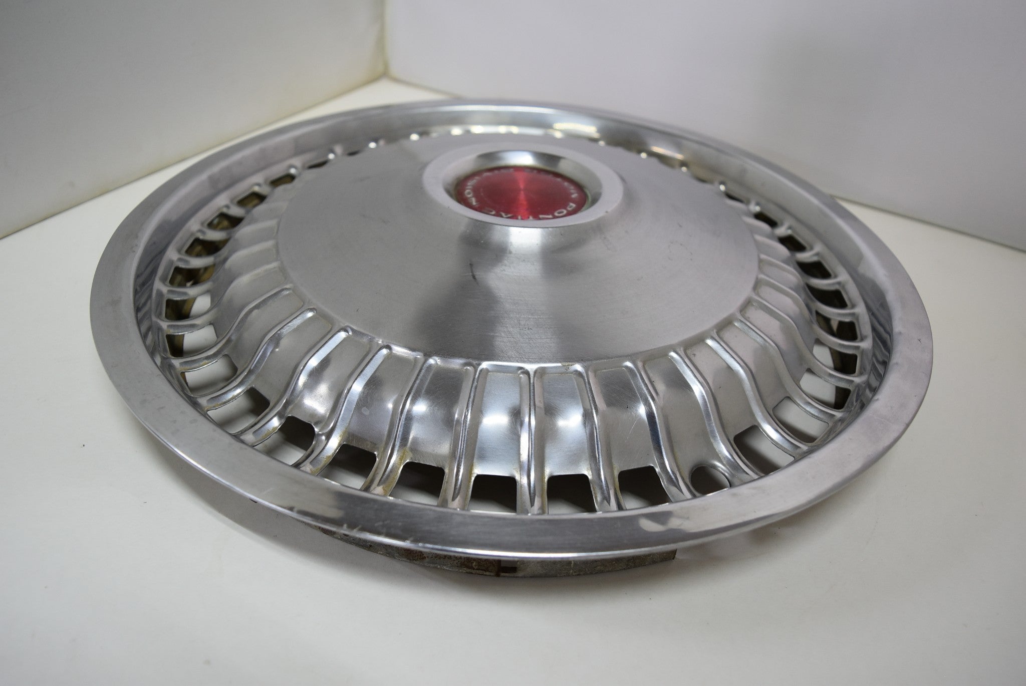 1971 71 Pontiac Tempest Single 14" Hubcap Wheel Cover– FatMan's Garage, LLC