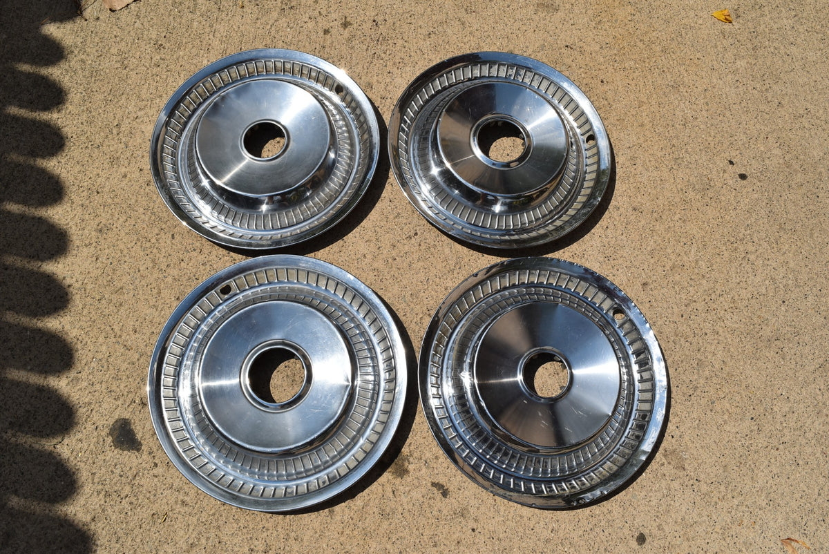 Old Hubcaps 15 Inch Wheel Covers (Set of 4) hub cap– FatMan's Garage, LLC