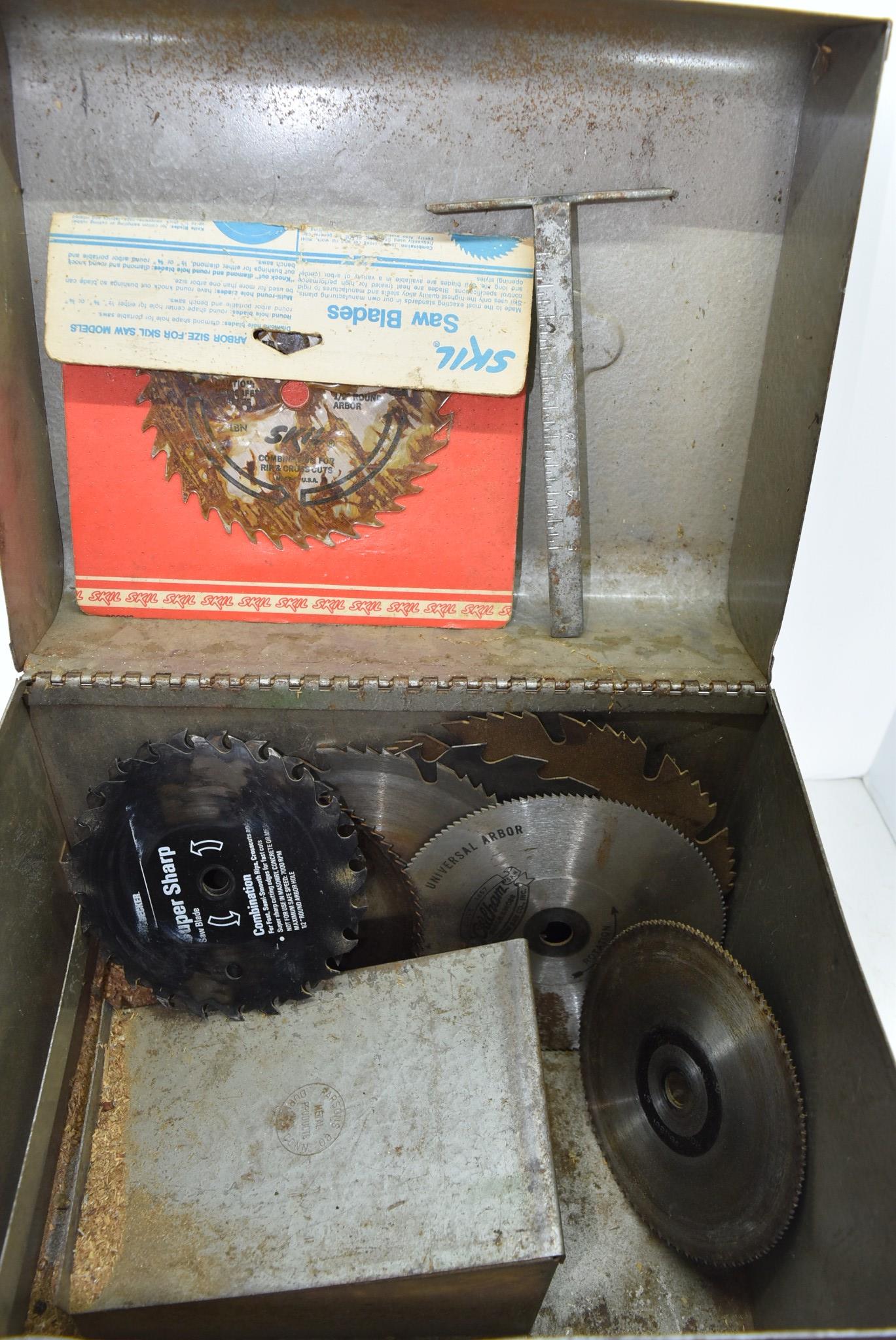 Vintage Metal Parsons Co Saw Box With Blades + Latch Man Cave– FatMan's ...