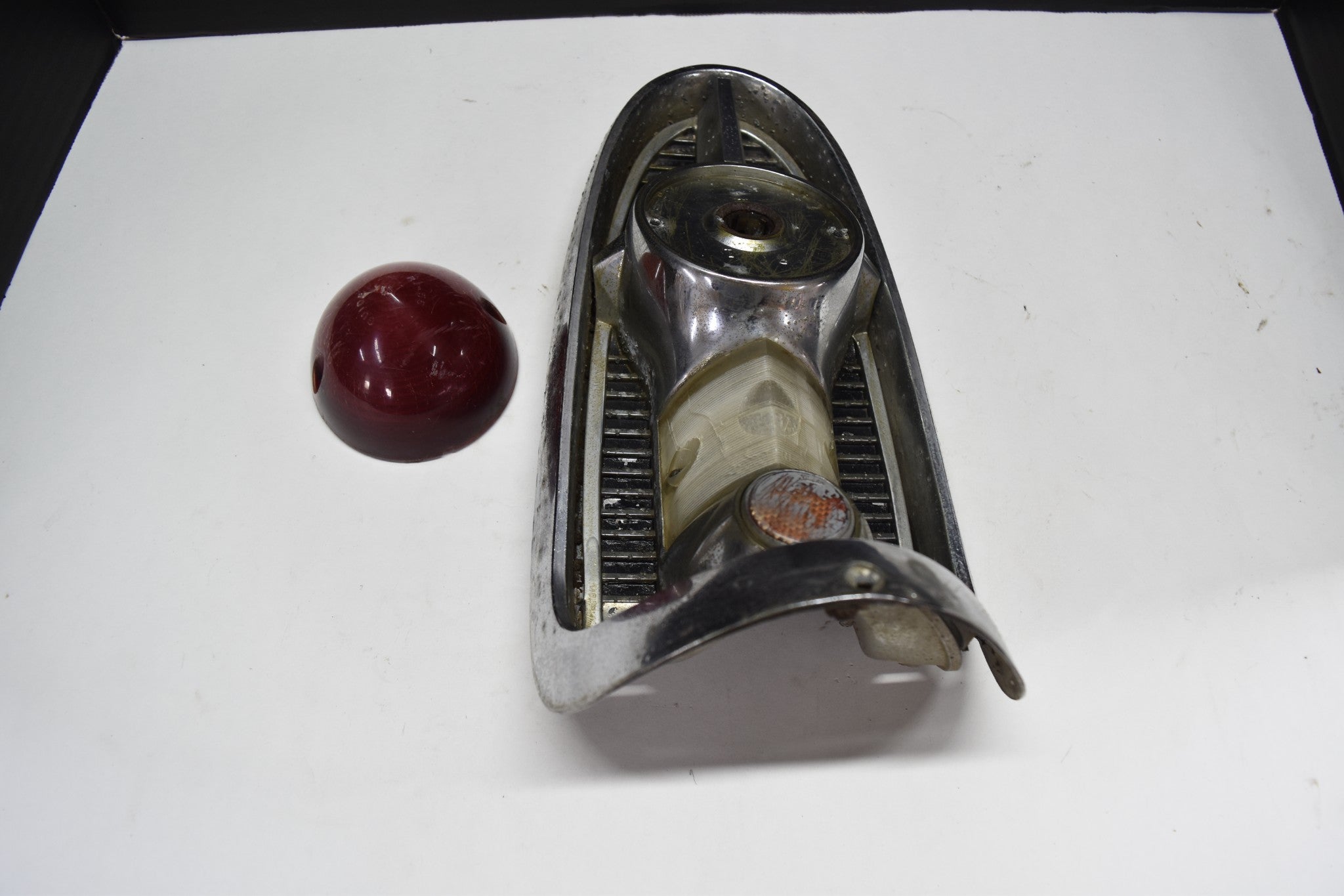 1956 CHEVY CHEVROLET BEL AIR TAILLIGHT RIGHT RH PASSENGER 56 TAIL LIGH ...