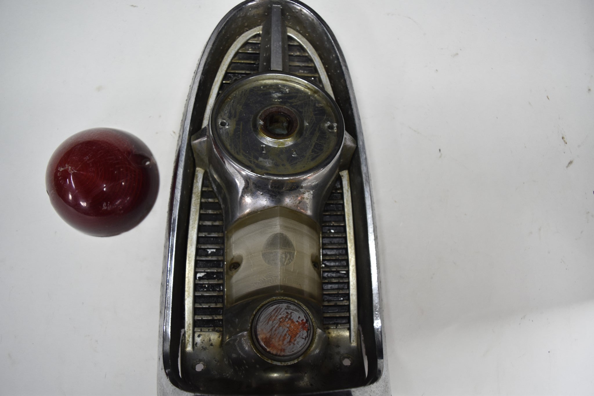 1956 CHEVY CHEVROLET BEL AIR TAILLIGHT RIGHT RH PASSENGER 56 TAIL LIGH ...
