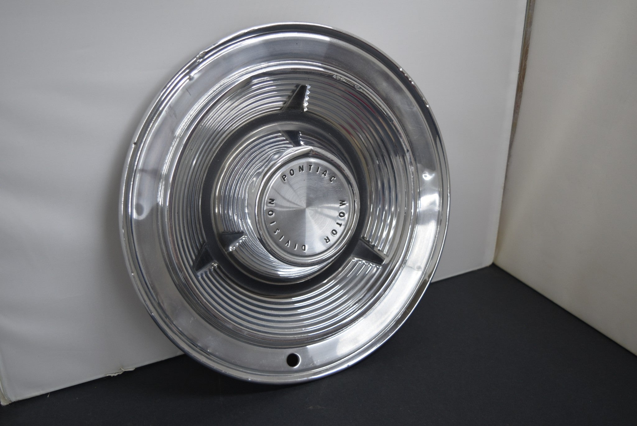 1962 Pontiac Motor Division 14" Hubcap Wheel Cover Used– FatMan's ...