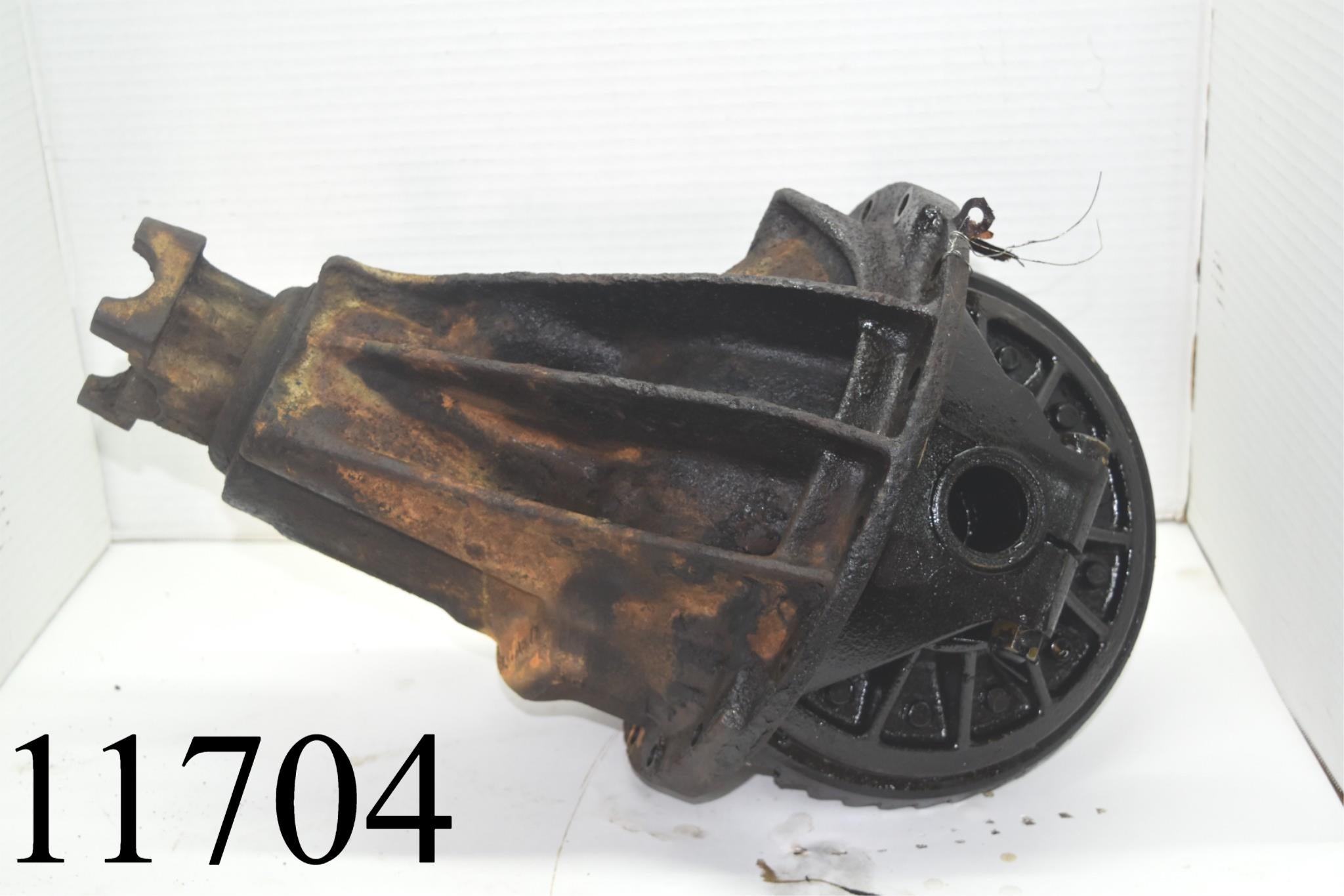 1958 Cadillac Series 75 Limo Commercial Chassic Rear Differential Pig ...