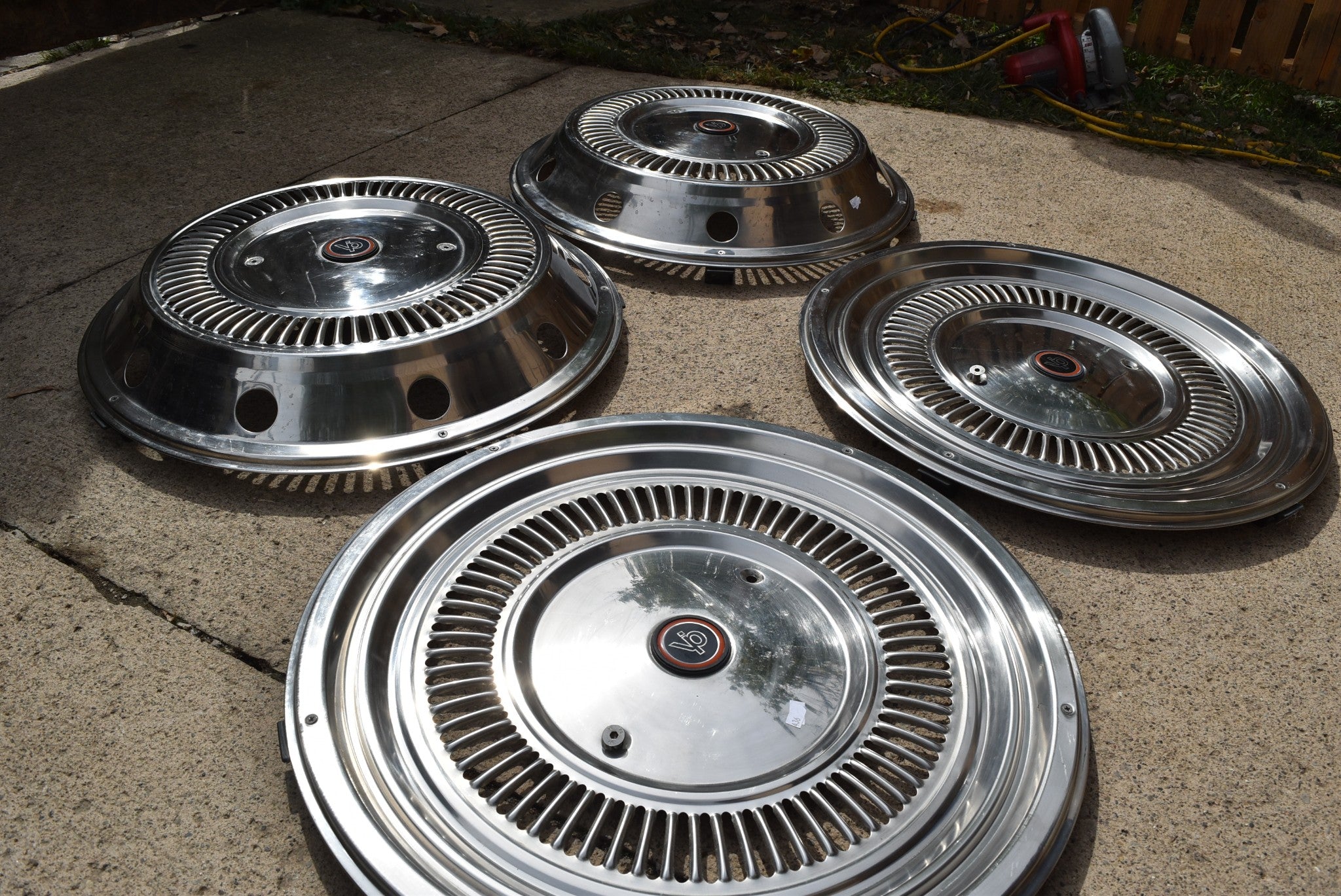 VIP Hubcaps Italy Torino Ruspacromo (Set of 4) 23 inch Rv Semi Wheel S ...