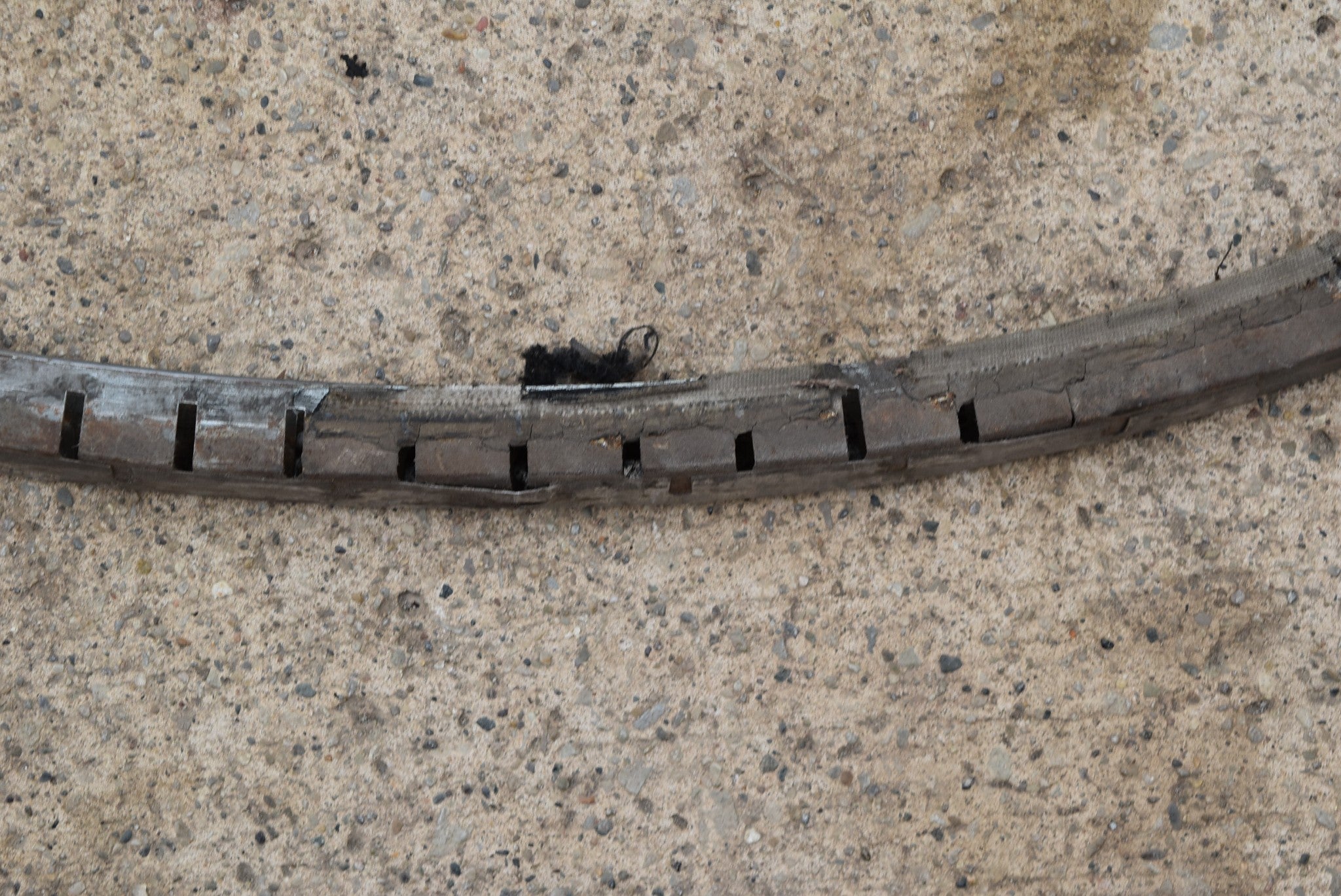 1957 Chevy 2 dr Hardtop Right RH Quarter Rear Glass Channel Trim Mould ...