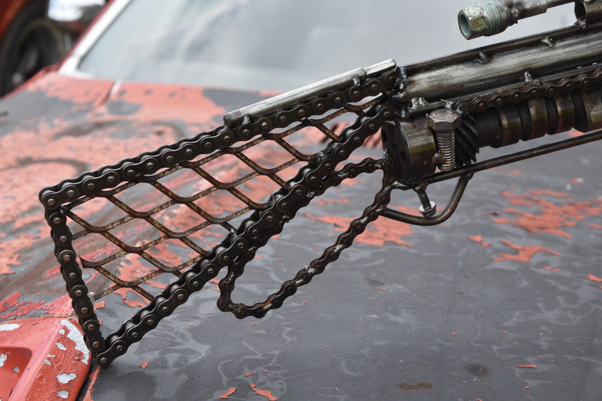 Scrap Metal Sculpture Welded Industrial Art Gun Rifle Chains Garage Ha ...