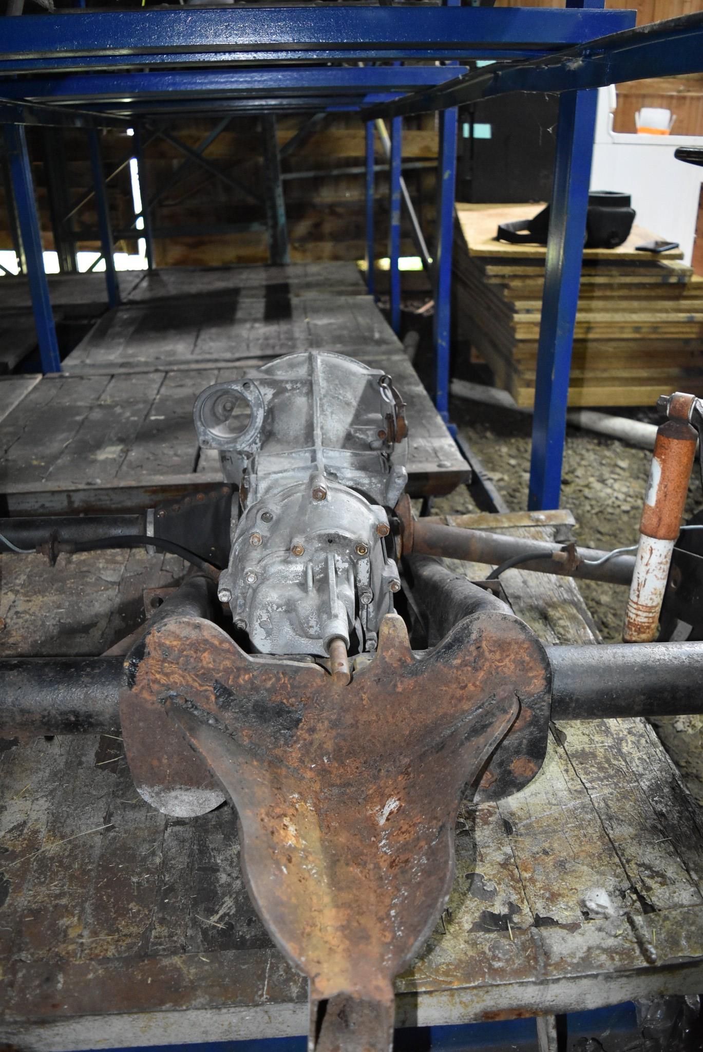 1971-1979 Volkswagen Super Beetle Rear End Differential Cradle Swing A ...