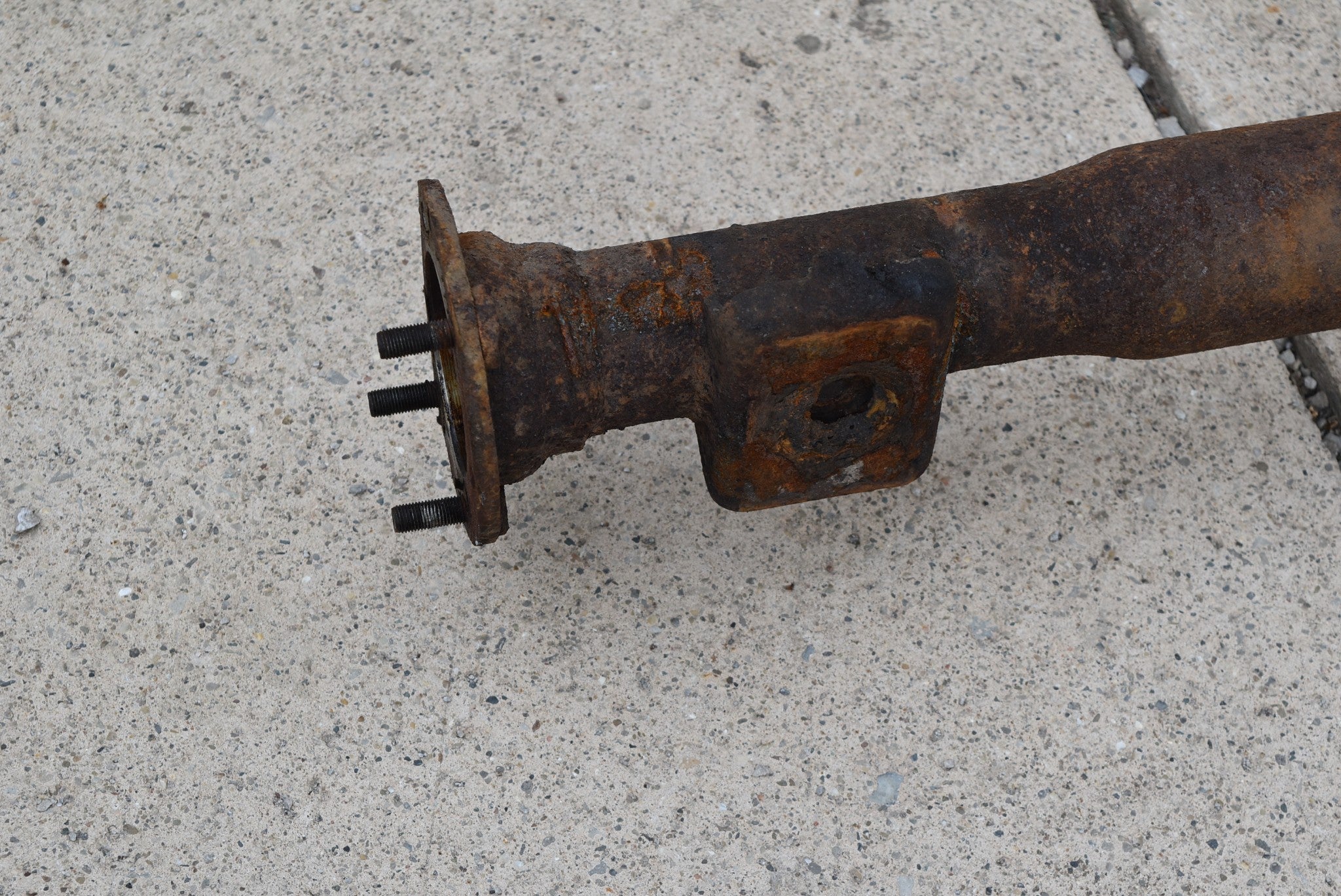 1965 1966 Ford Mustang V8 8" 8 Inch Rear End Axle Differential Housing ...