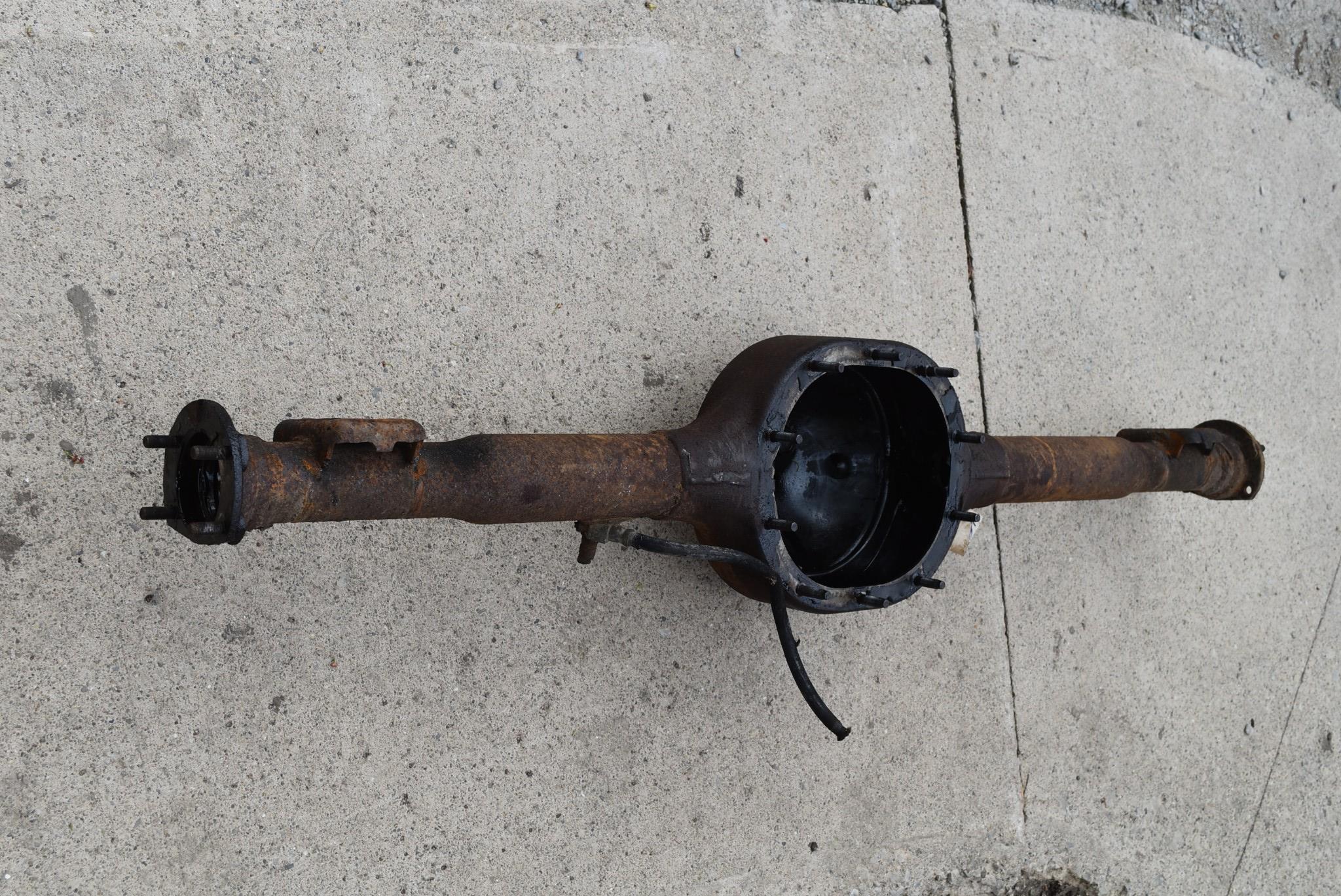 1965 1966 Ford Mustang V8 8" 8 Inch Rear End Axle Differential Housing ...