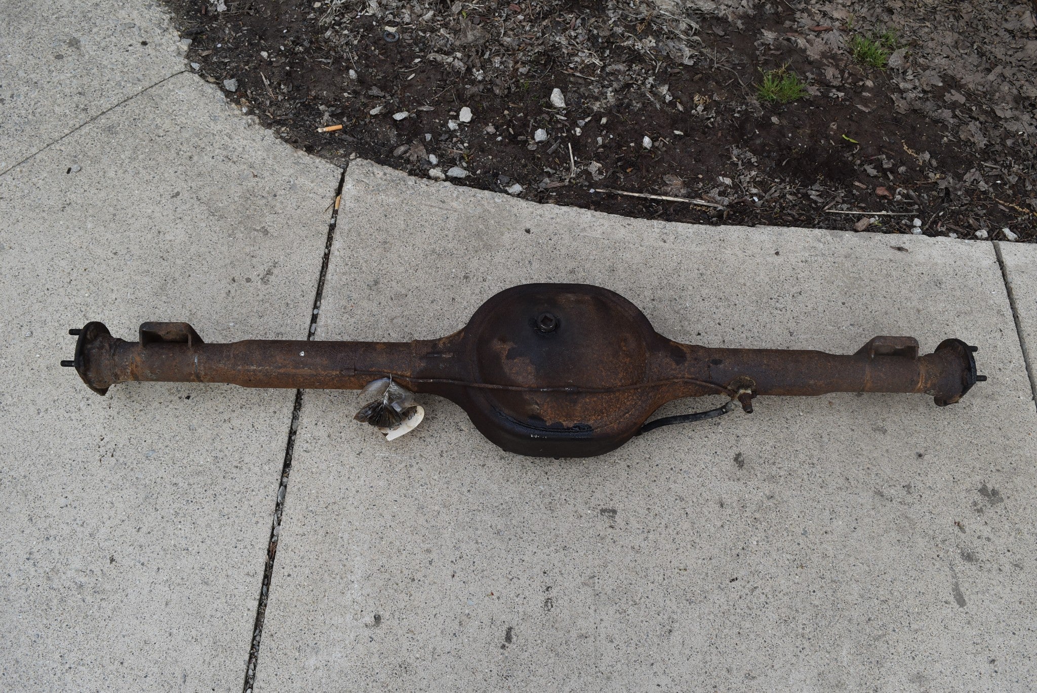 1965 1966 Ford Mustang V8 8" 8 Inch Rear End Axle Differential Housing ...