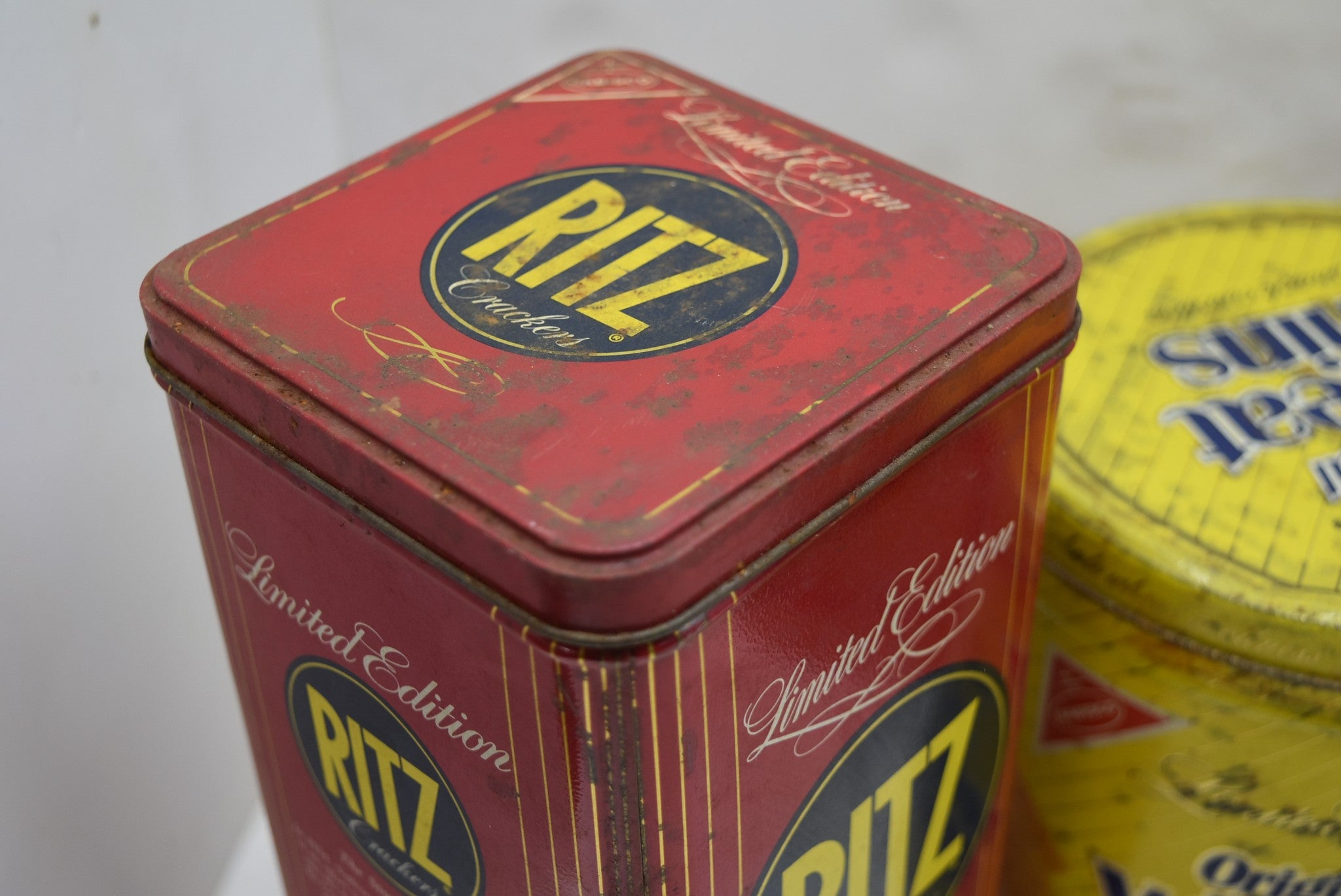 Vintage Rustic Collector's Food Tin Cans Collectible Kitchen Home Deco ...