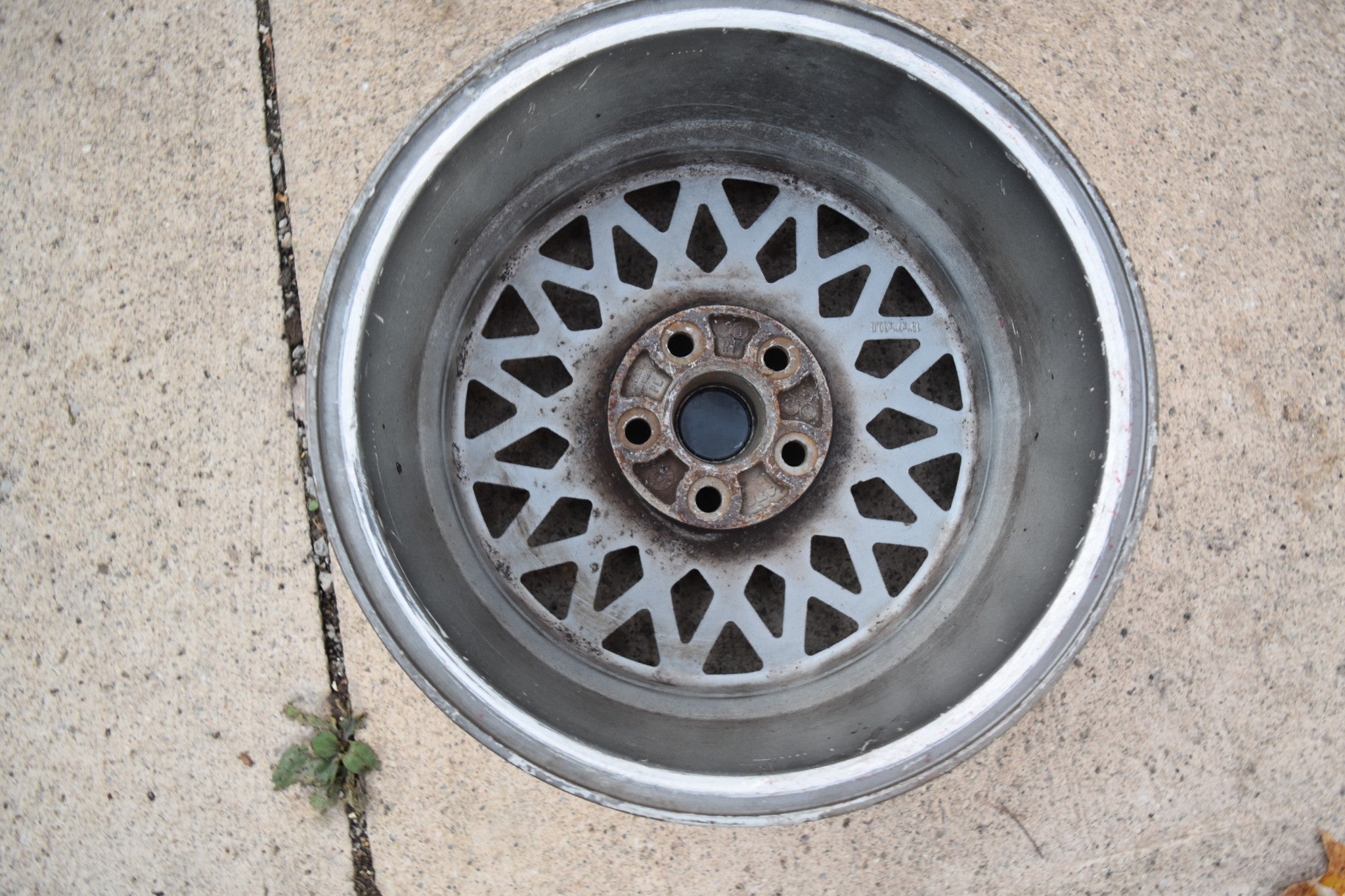 1986 1987 1988 PONTIAC FIERO 15" MACHINED GRAY ALUMINUM V5 FACTORY RIM ...