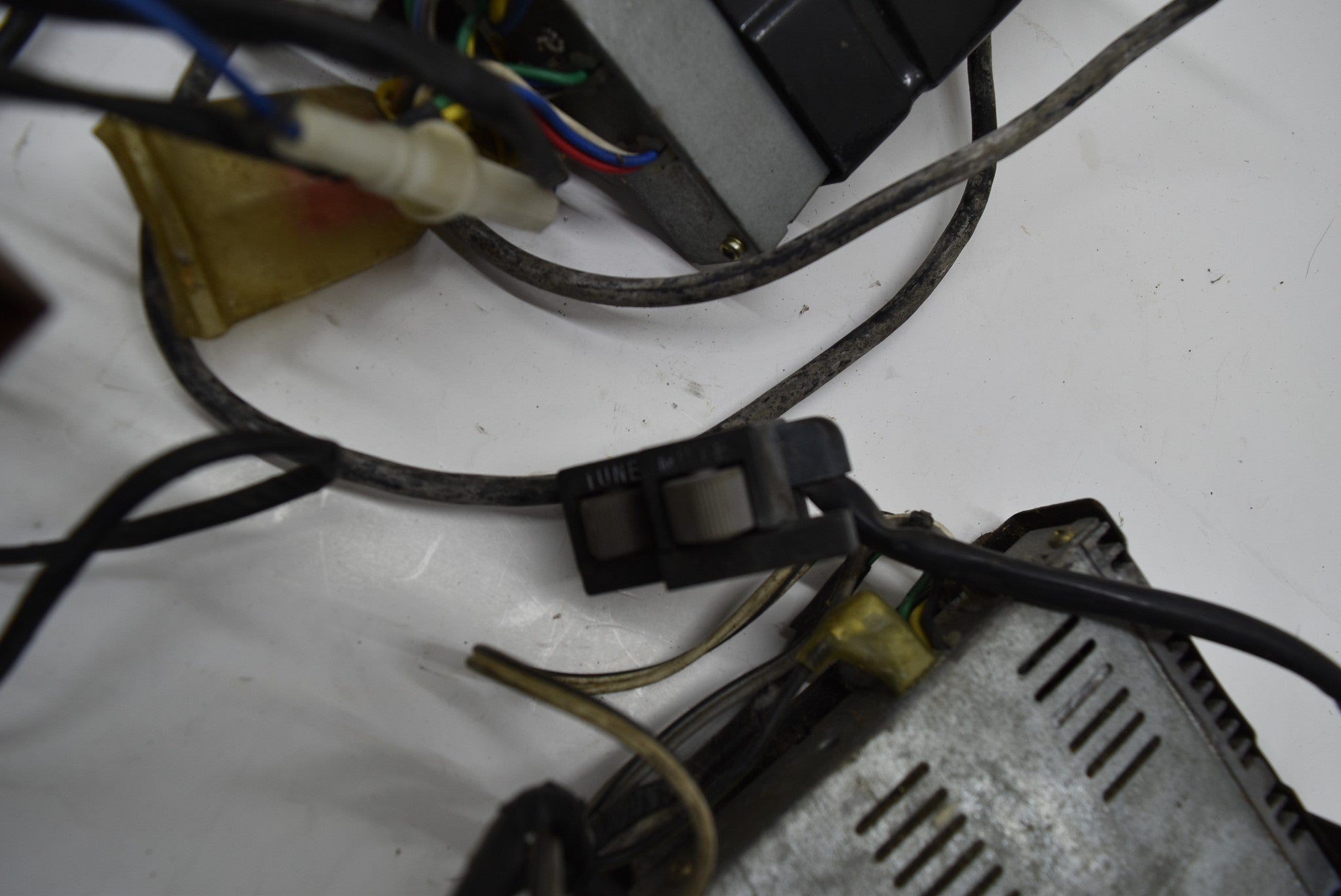 1984 KAWASAKI VOYAGER VN1300 INTERCOM UNIT RECEIVER ORIGINAL 84 VINTAG ...