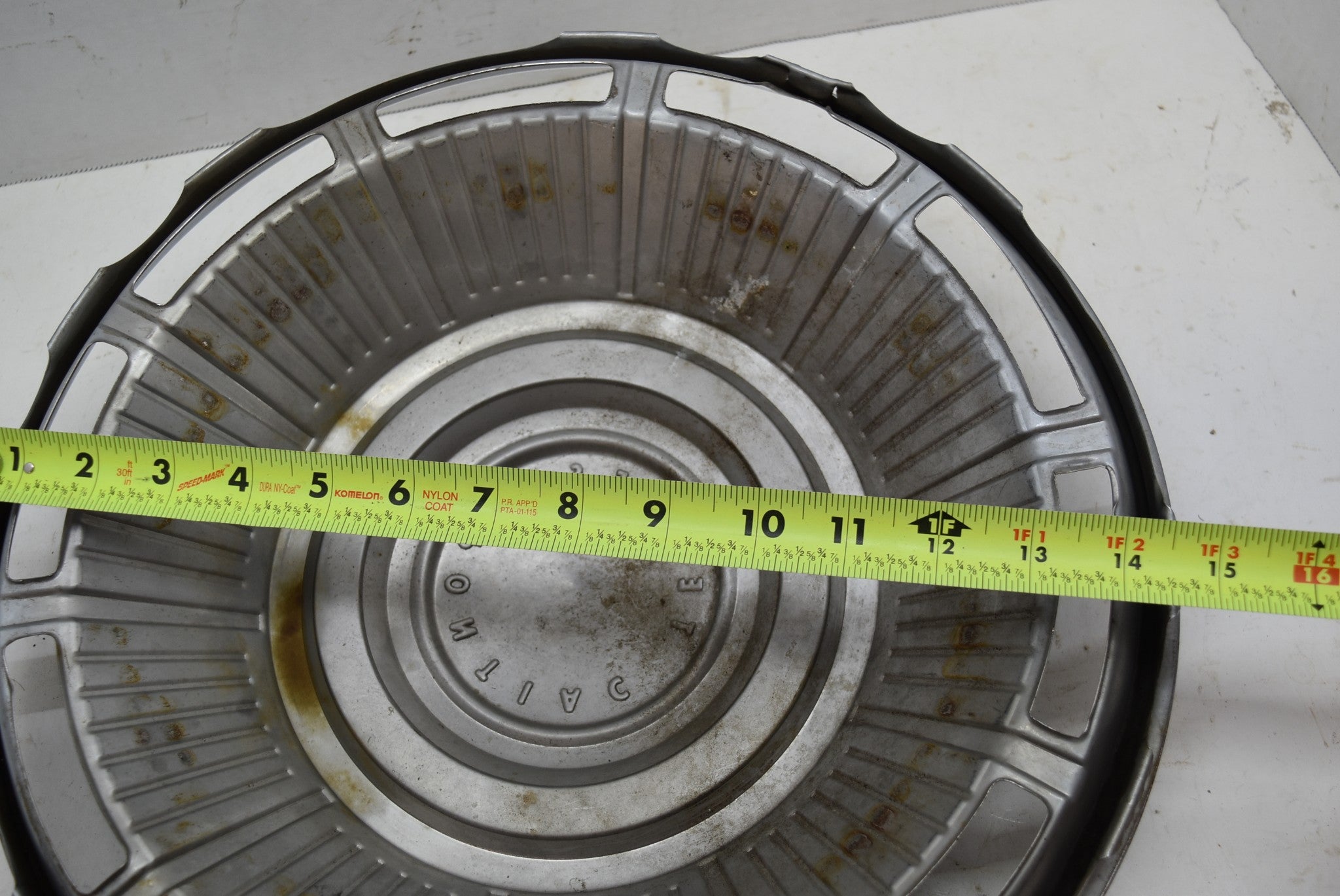 Single Hubcap Original 1962 1963 Pontiac Tempest 15" Wheel Cover Hub C ...