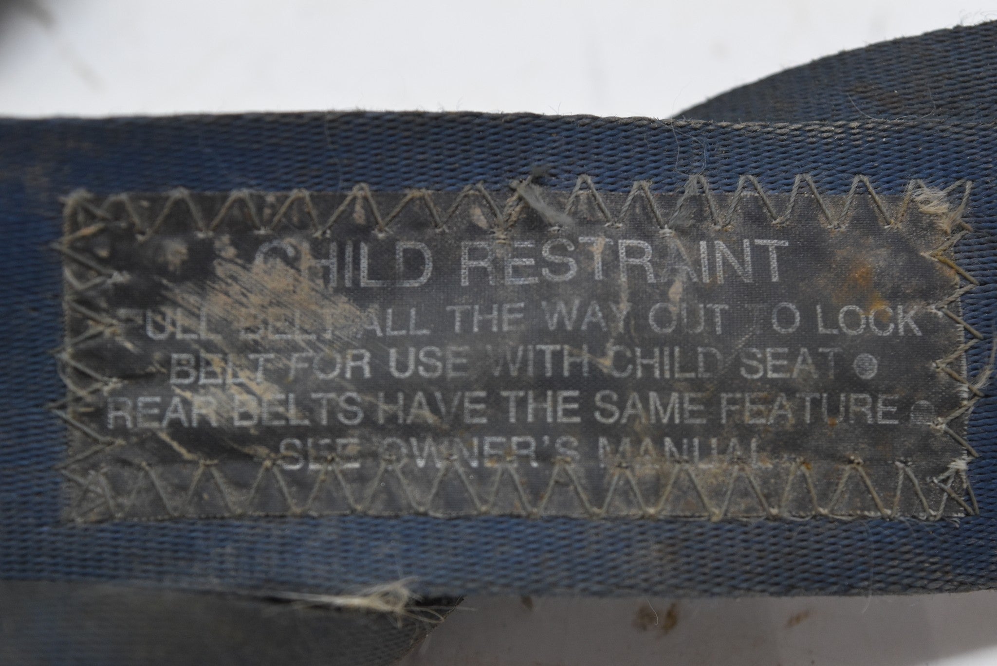 Original 1980-1993 Chevy Blazer Suburban Jimmy Front LH Seatbelt Retra ...